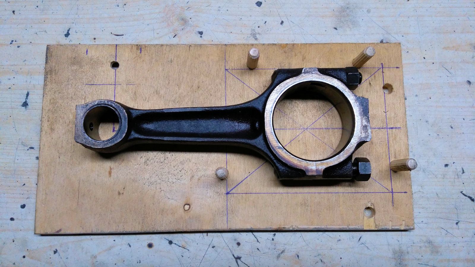 Connecting Rod Balancing Tool : 6 Steps - Instructables