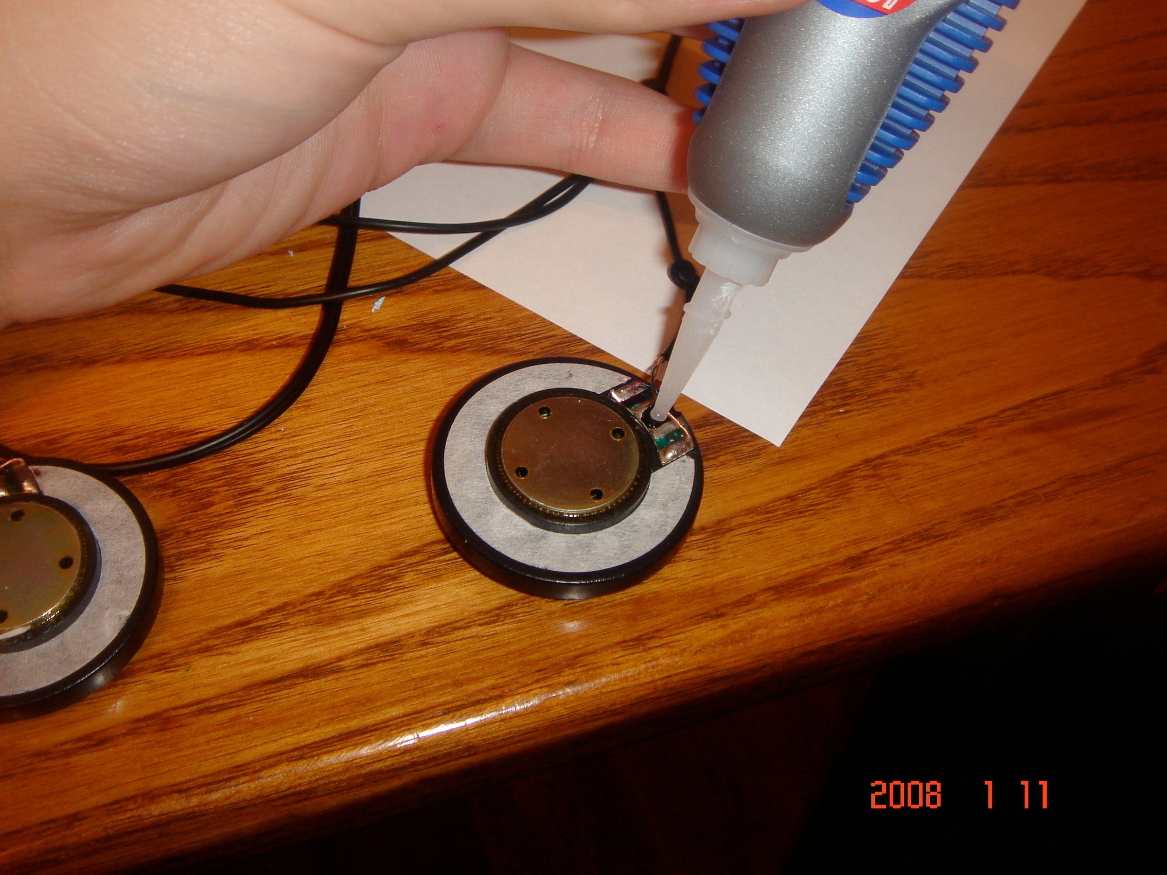 How to Create the Ultimate Ipod Touch DOCK! : 9 Steps - Instructables