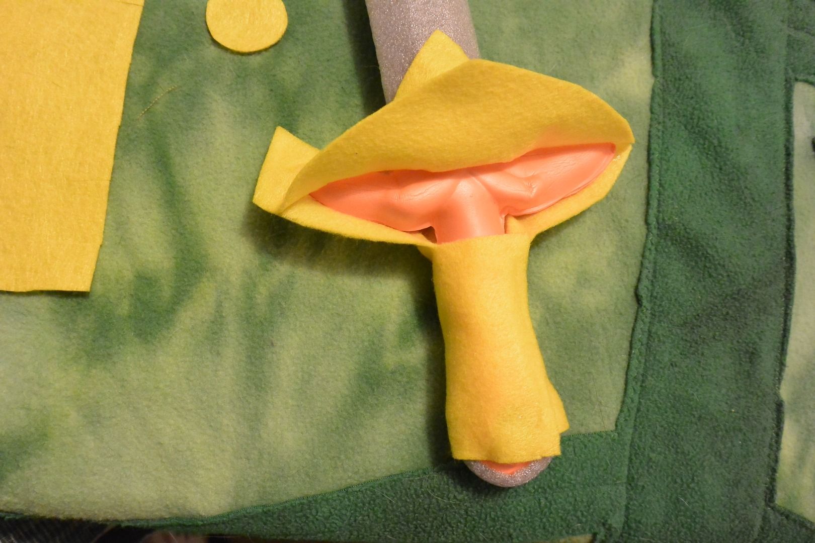 Hero of Legend Foam Sword : 3 Steps (with Pictures) - Instructables