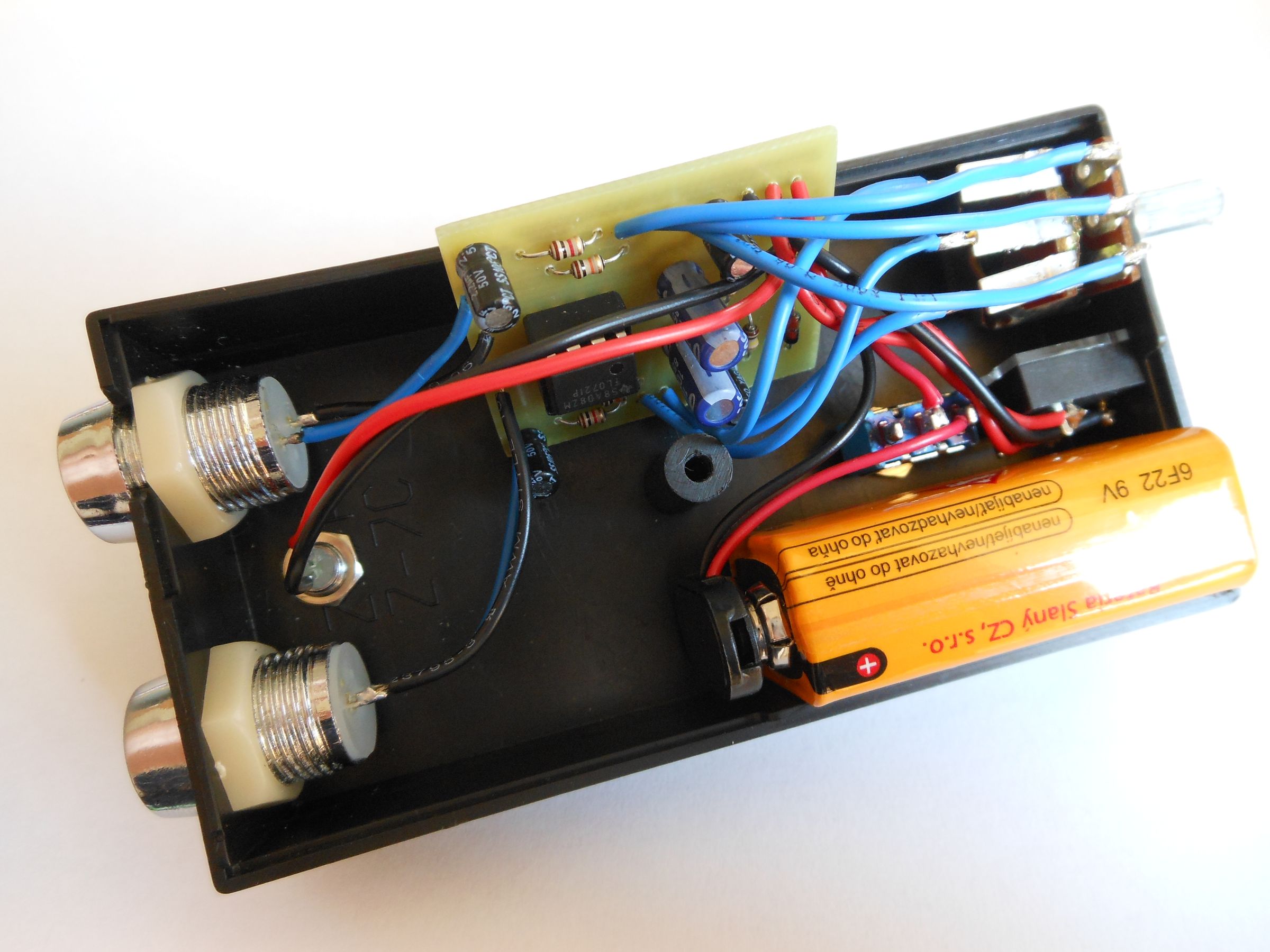 Electromagnetic Field (EMF) Detector With LM358 : 6 Steps (with ...