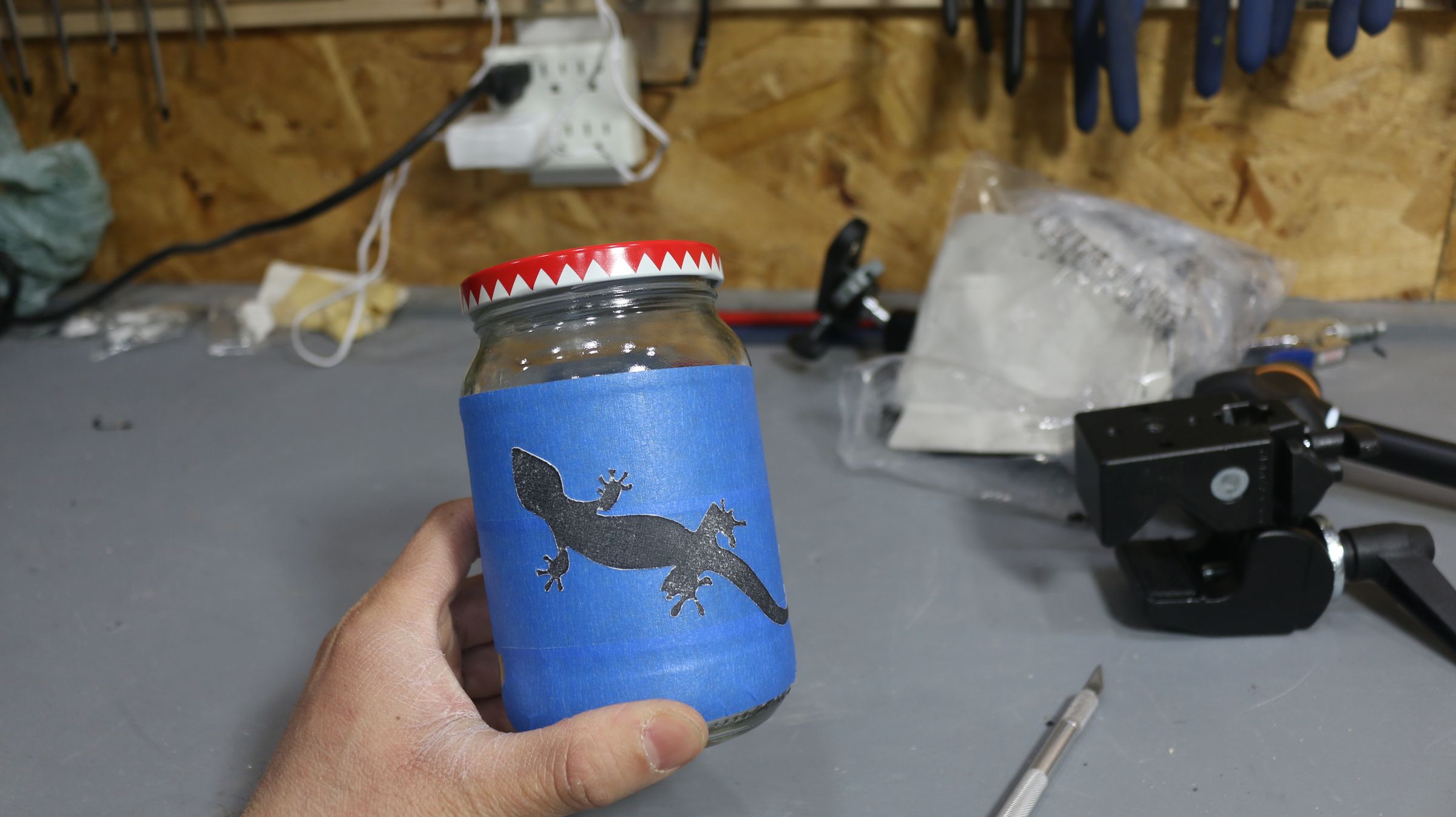 DIY Sandblasting Cabinet and Etching Glass : 4 Steps (with Pictures ...