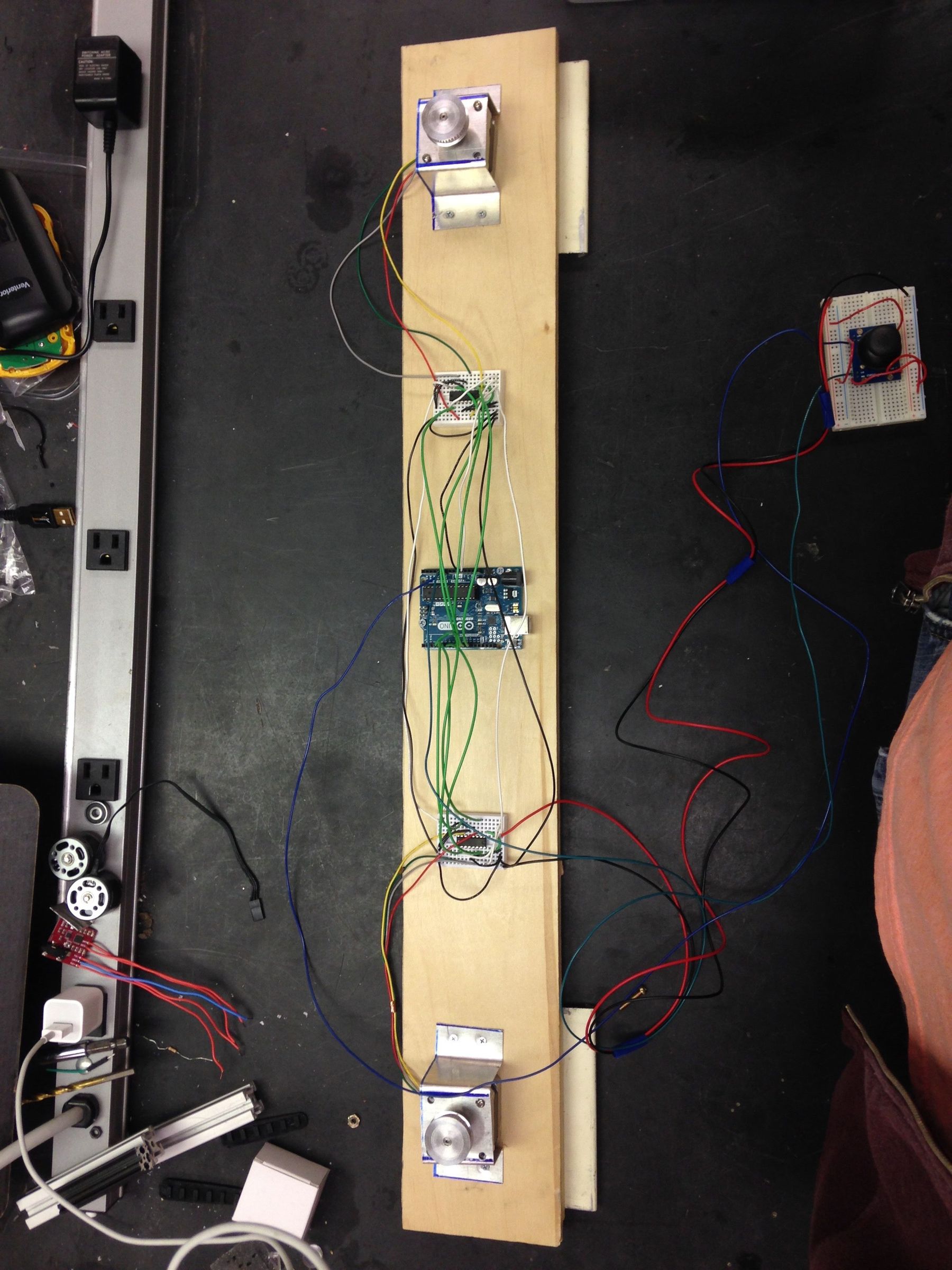 SIMPLEST Arduino Vertical Plotter : 4 Steps - Instructables