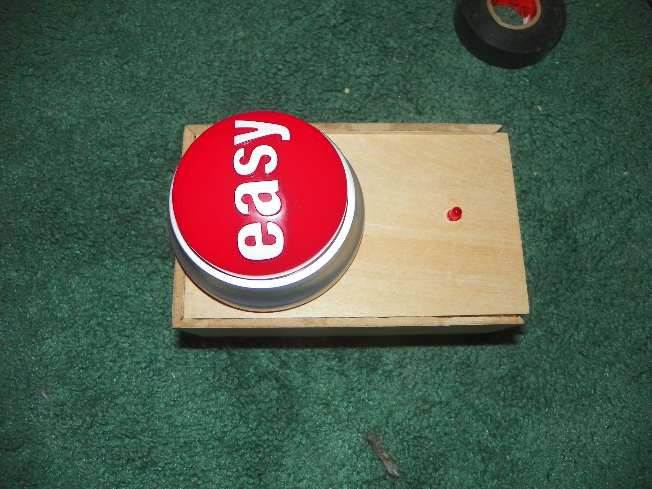 Super Simple Super Useless Super Amazing Button : 8 Steps - Instructables