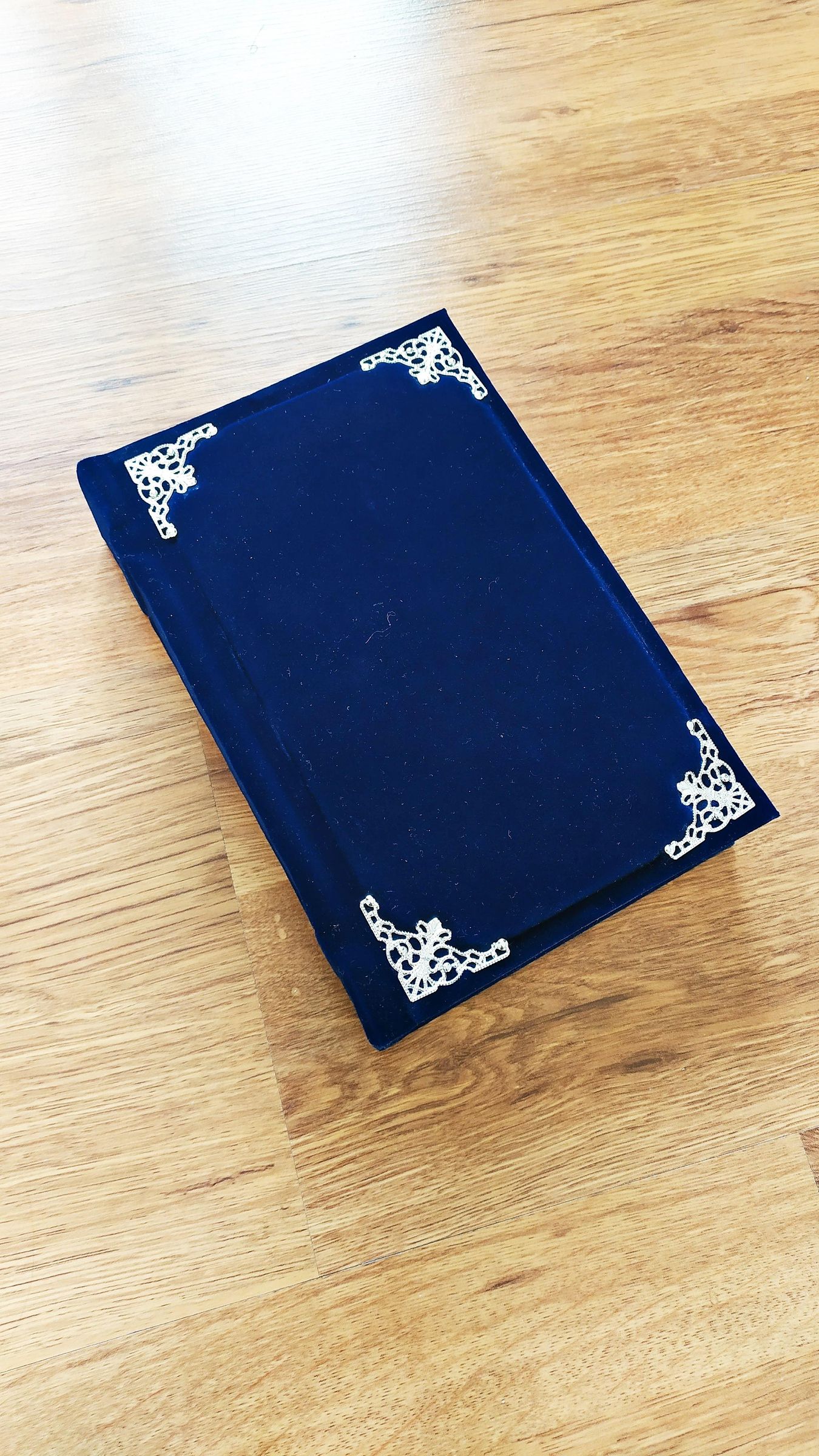How to Easily Rebind Any Book With Fabric : 10 Steps (with Pictures ...