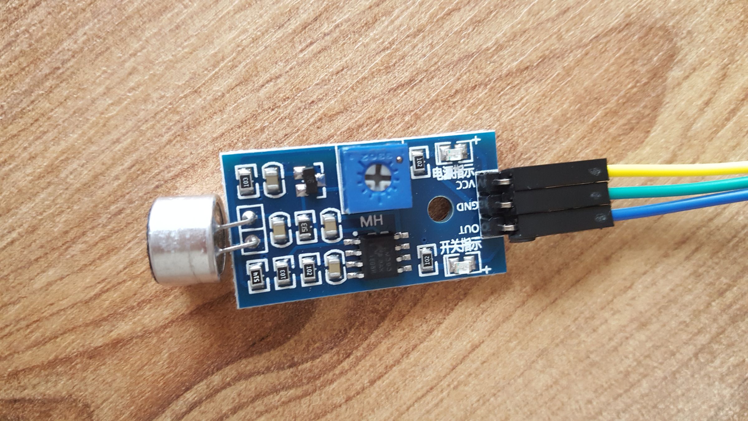 LED Lights Reflecting Sound Level Using Microphone and Arduino Uno : 4 ...