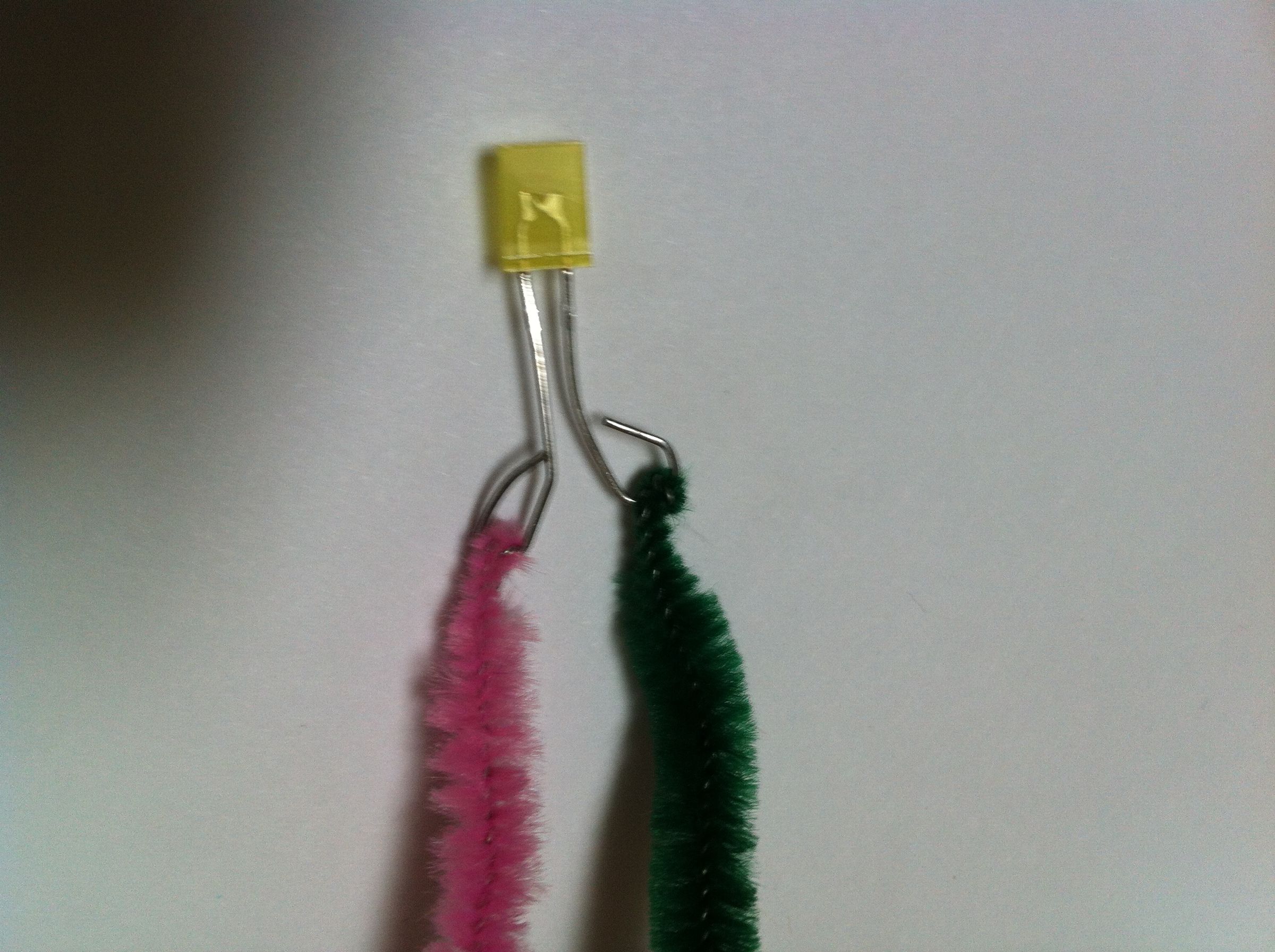 Pipe Cleaner Circuitry : 5 Steps - Instructables