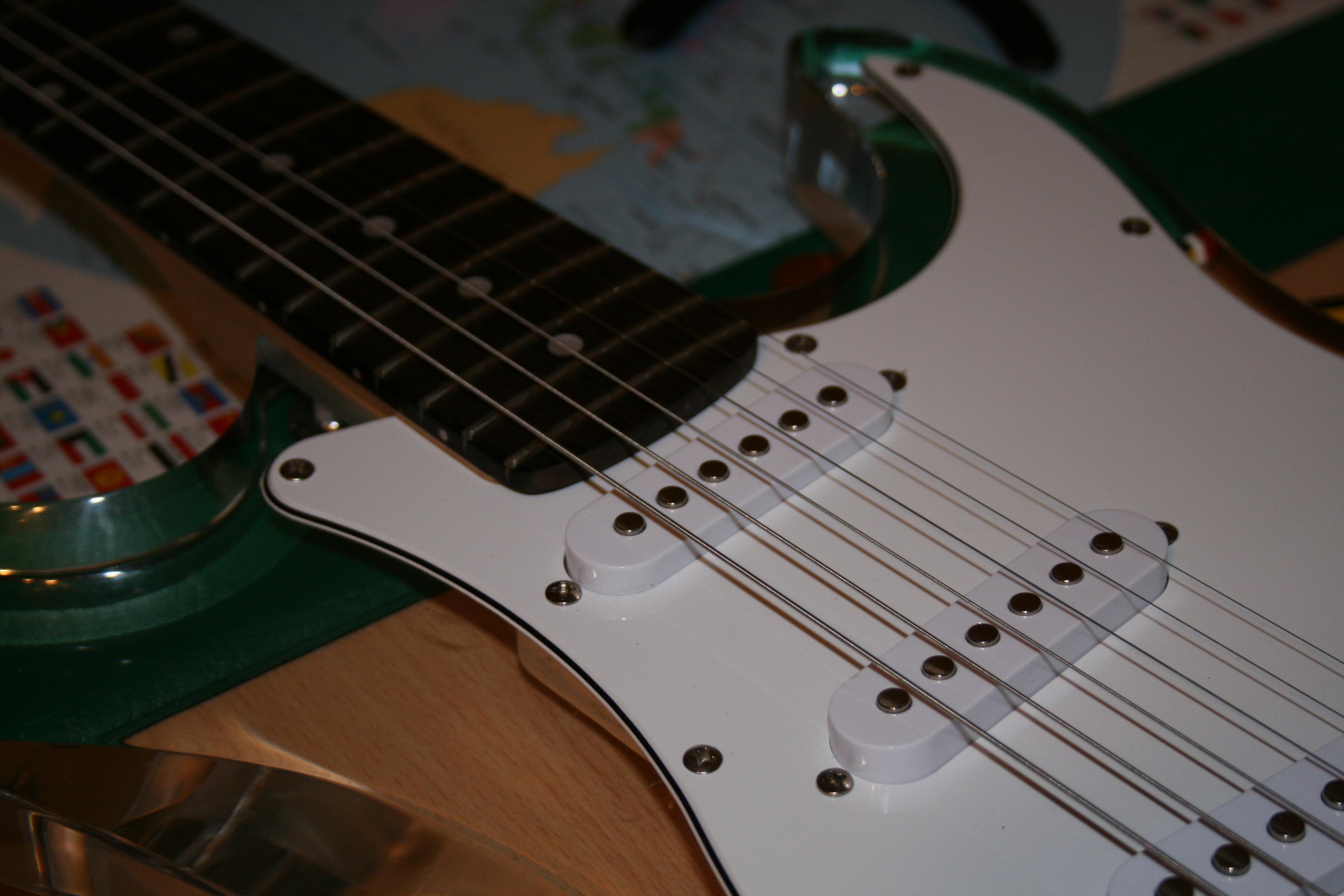 Acrylic Guitar LED Mod : 4 Steps (with Pictures) - Instructables