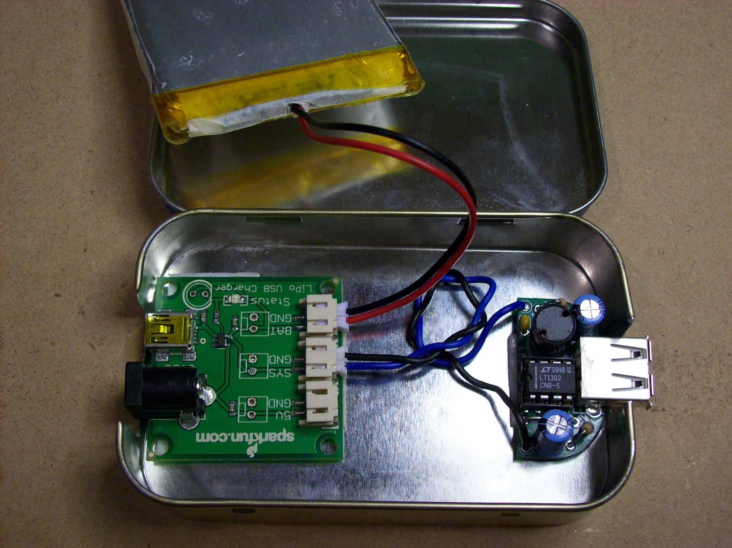 How to Make a Solar IPod/iPhone Charger -aka MightyMintyBoost : 5 Steps ...