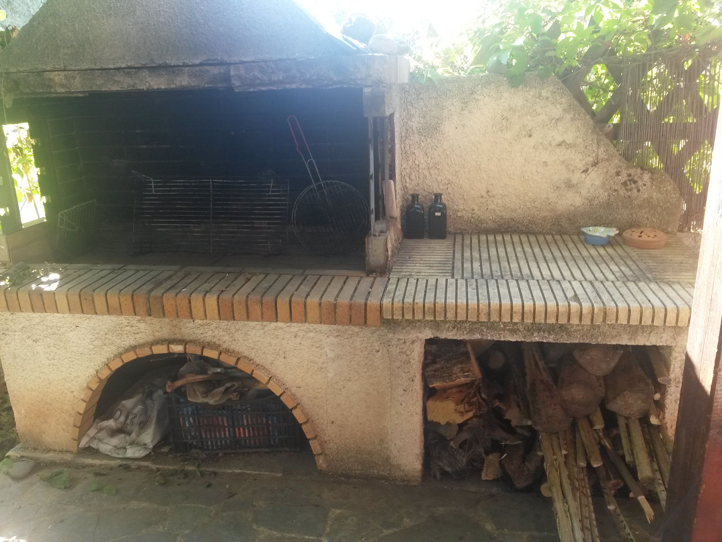 BBQ Firewood Cabin Doors : 4 Steps (with Pictures) - Instructables