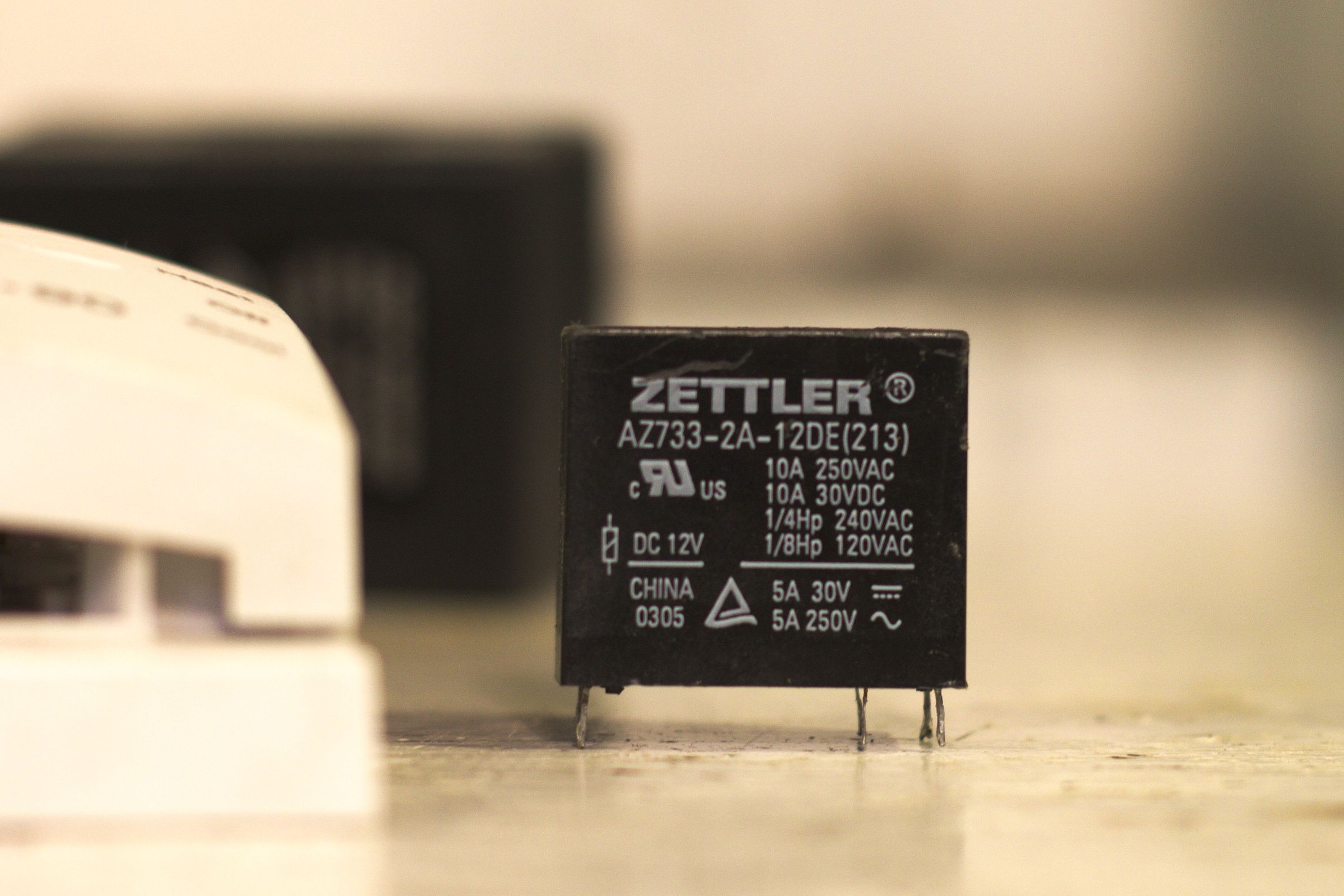 Thermostat-controlled Outlet : 9 Steps (with Pictures) - Instructables