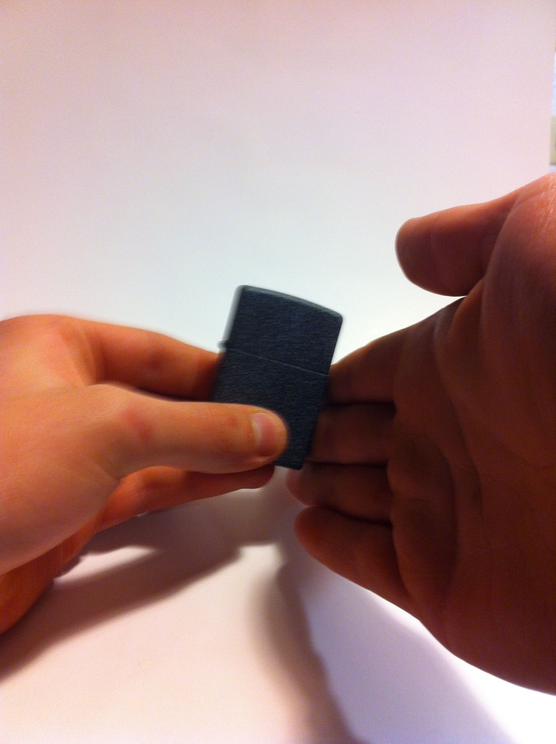 Basic Zippo Opening Trick : 5 Steps - Instructables