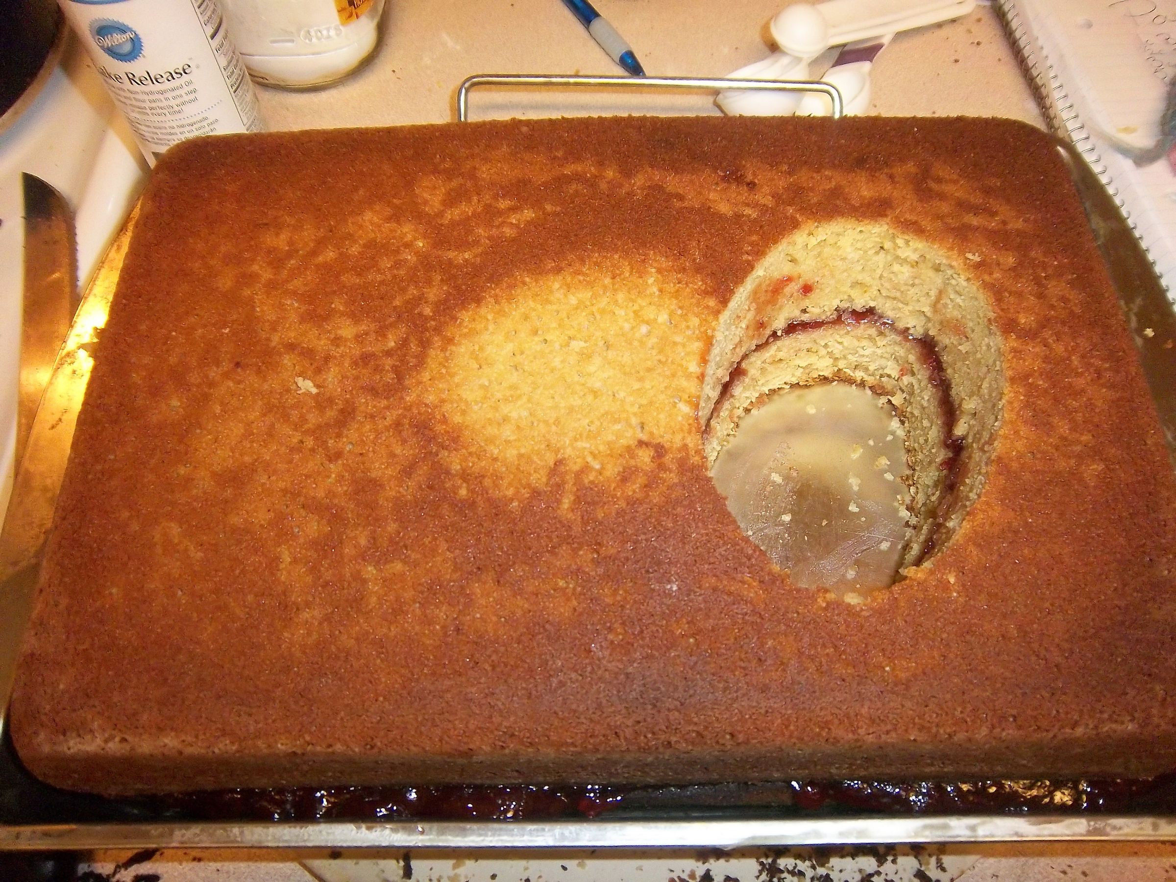 Portal 2 Cake - Instructables