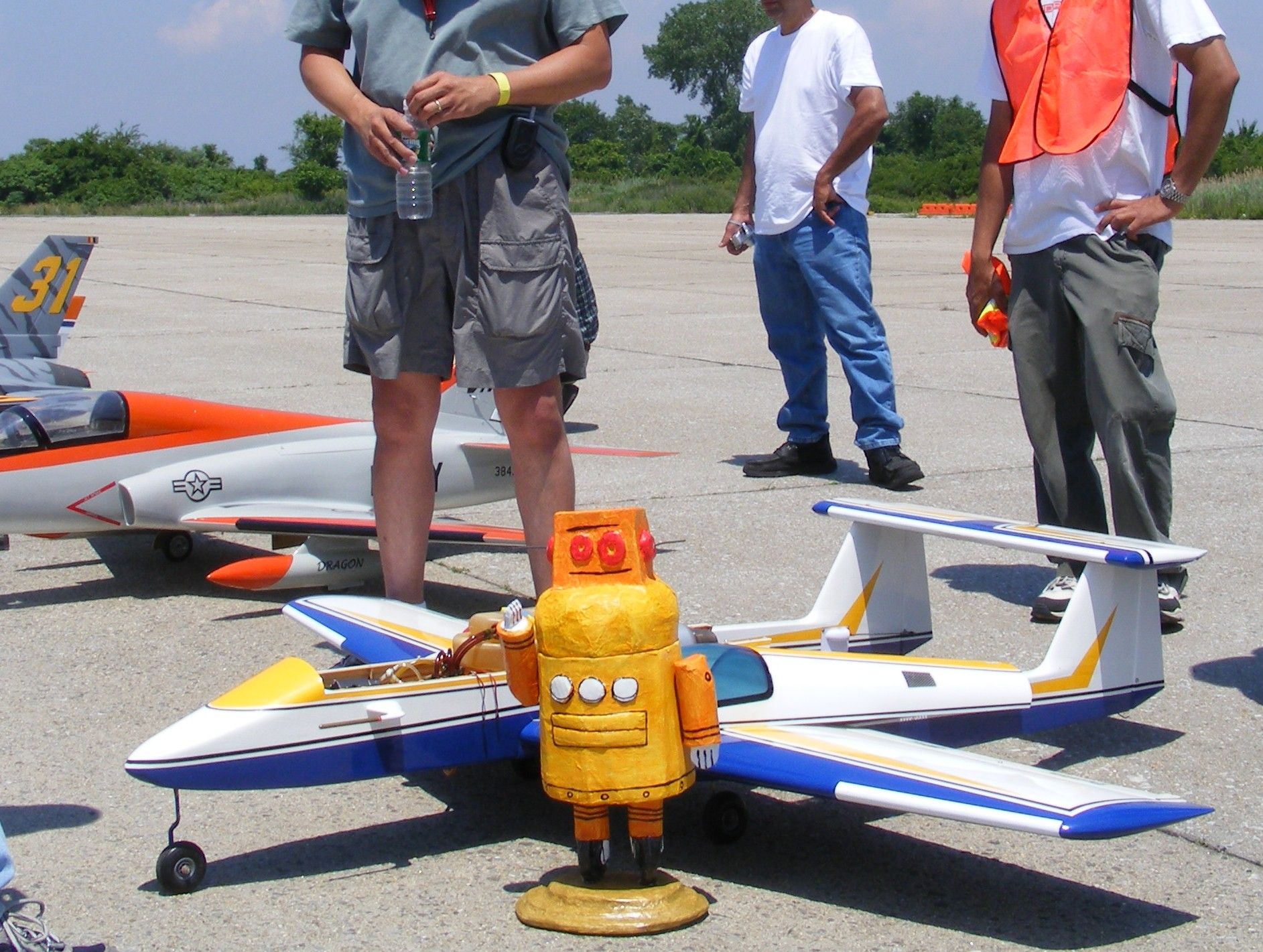 The Robolocity Roaming Instructables Robot Gnome - RoboGnome : 7 Steps (with Pictures ...