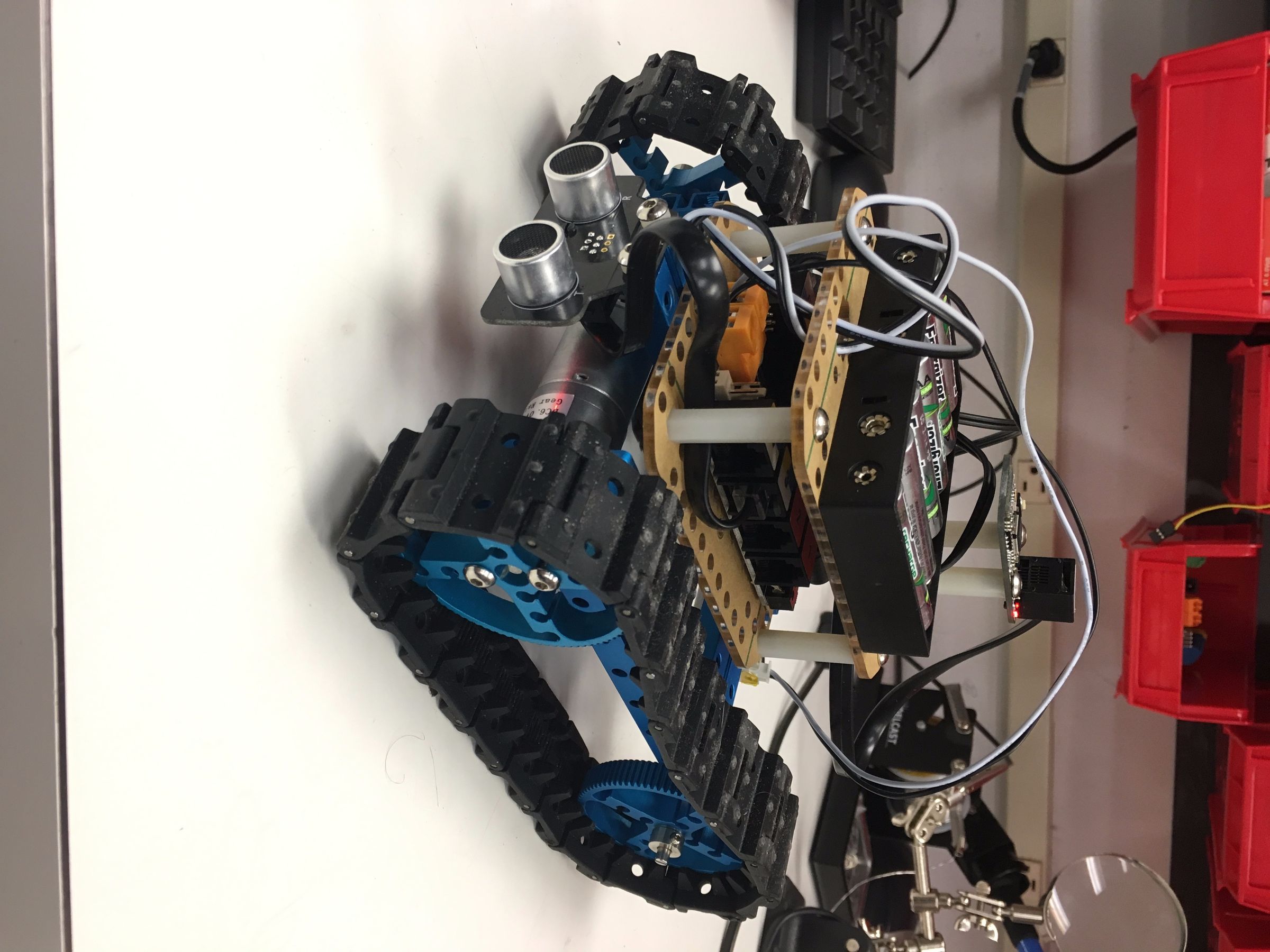 Makeblock Tank With Obstacle Avoidance - Instructables