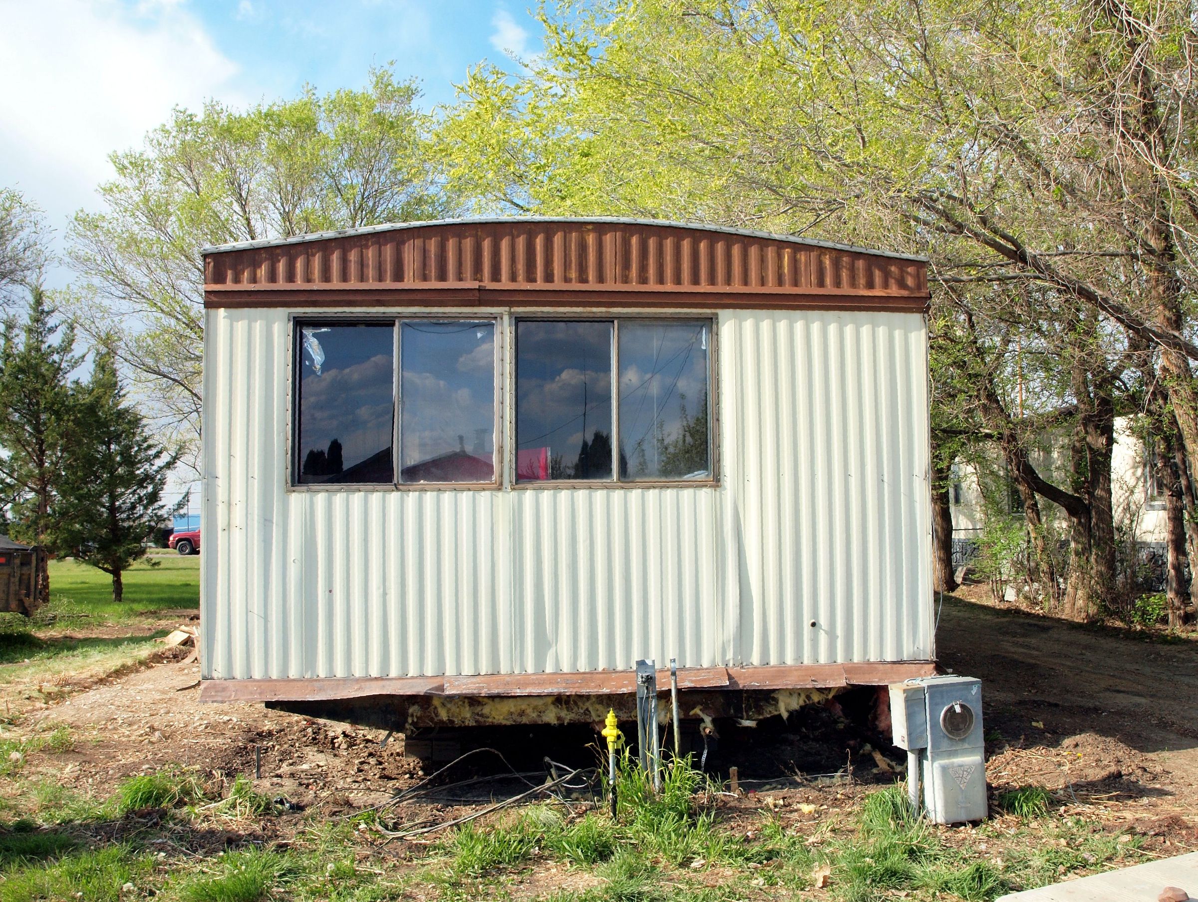 Cabin Converted Mobile Home This Skoolie Mobile Home Houses A Family