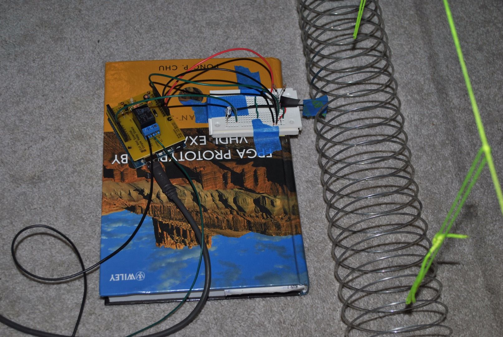 Delay Line Memory With a Slinky : 15 Steps - Instructables