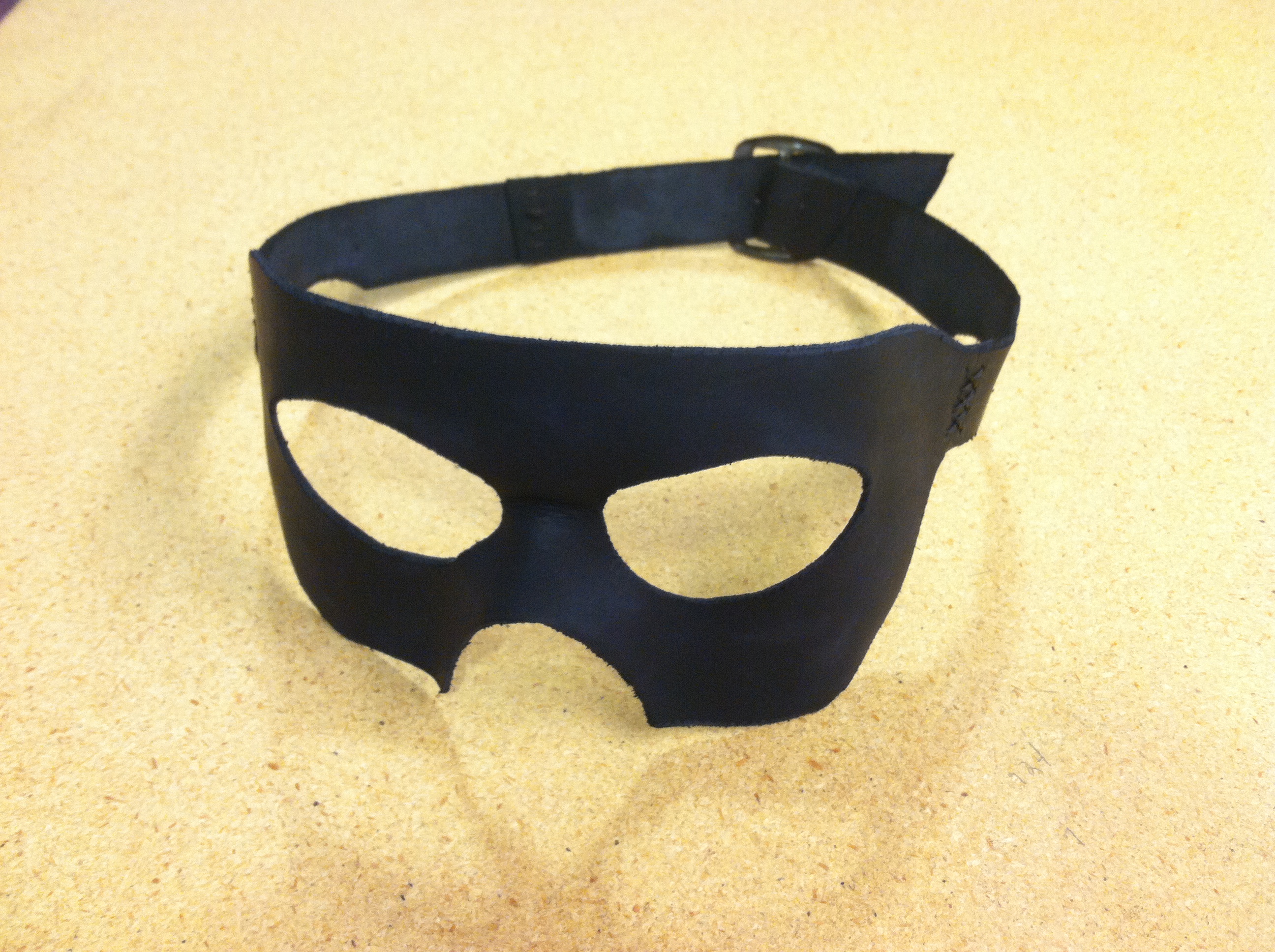 Leather Bandit or Hero Mask : 6 Steps (with Pictures) - Instructables