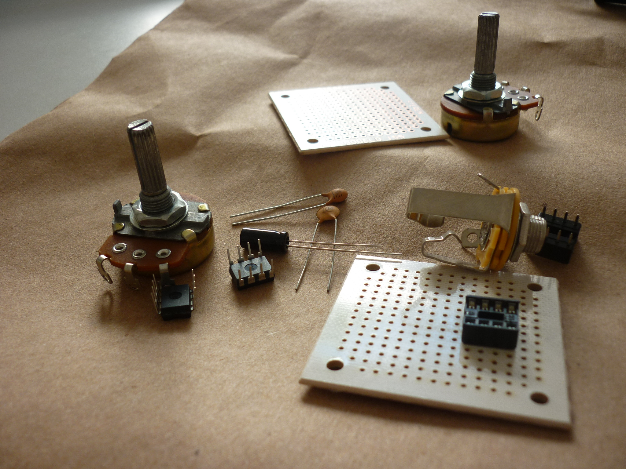 How to Make the Atari Punk Console : 5 Steps (with Pictures) - Instructables