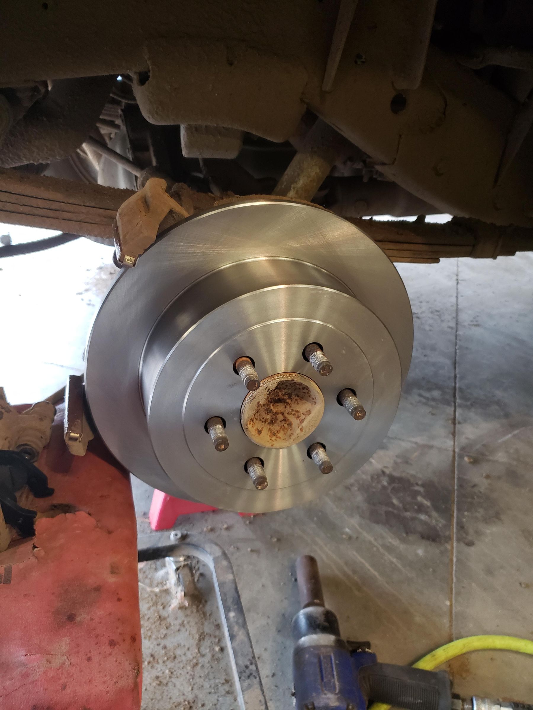 How to Replace the Brakes on a Vehicle : 8 Steps (with Pictures ...