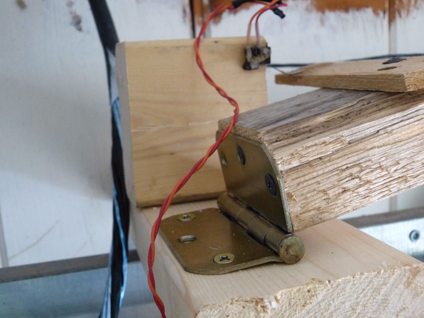 Automatic Garage Door Open/Closed Checker : 12 Steps - Instructables