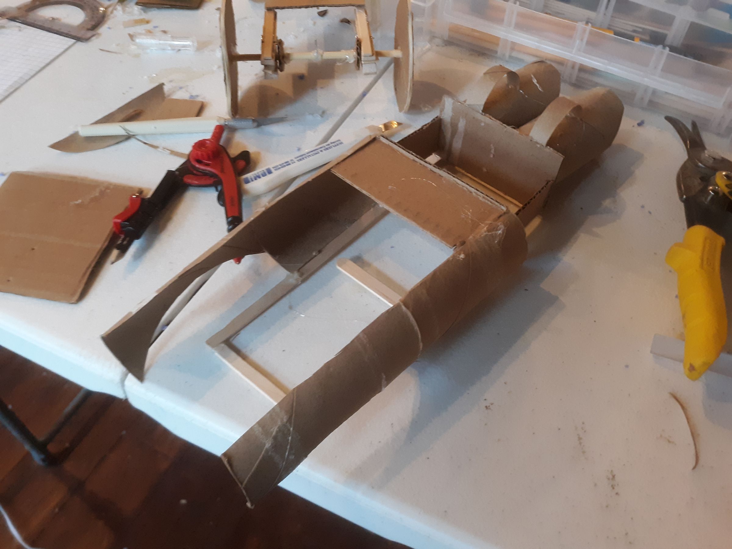 1960's Jaguar Customizable Cardboard Car Body Design : 13 Steps ...