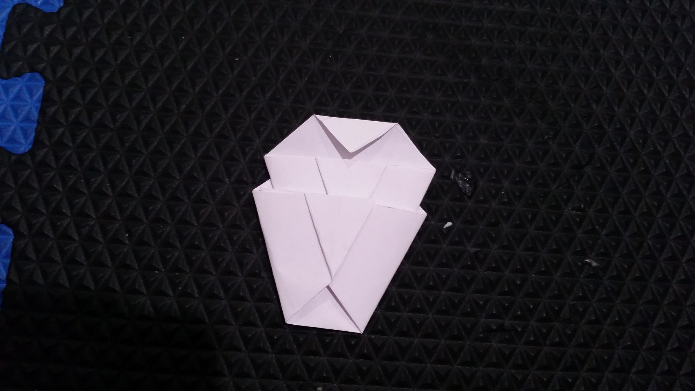 How to Make a Paper Worm Slinky : 5 Steps - Instructables