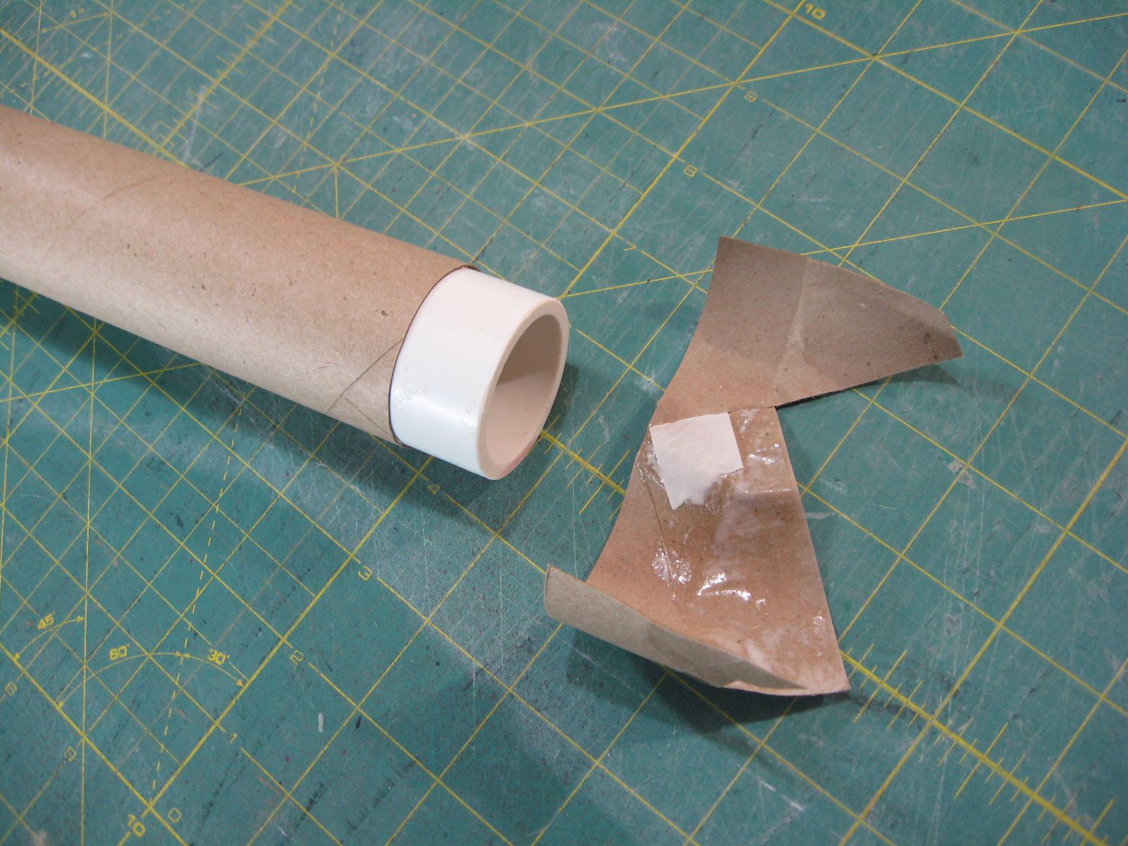 Make Your Own Kraft Paper Tubes : 8 Steps (with Pictures) - Instructables