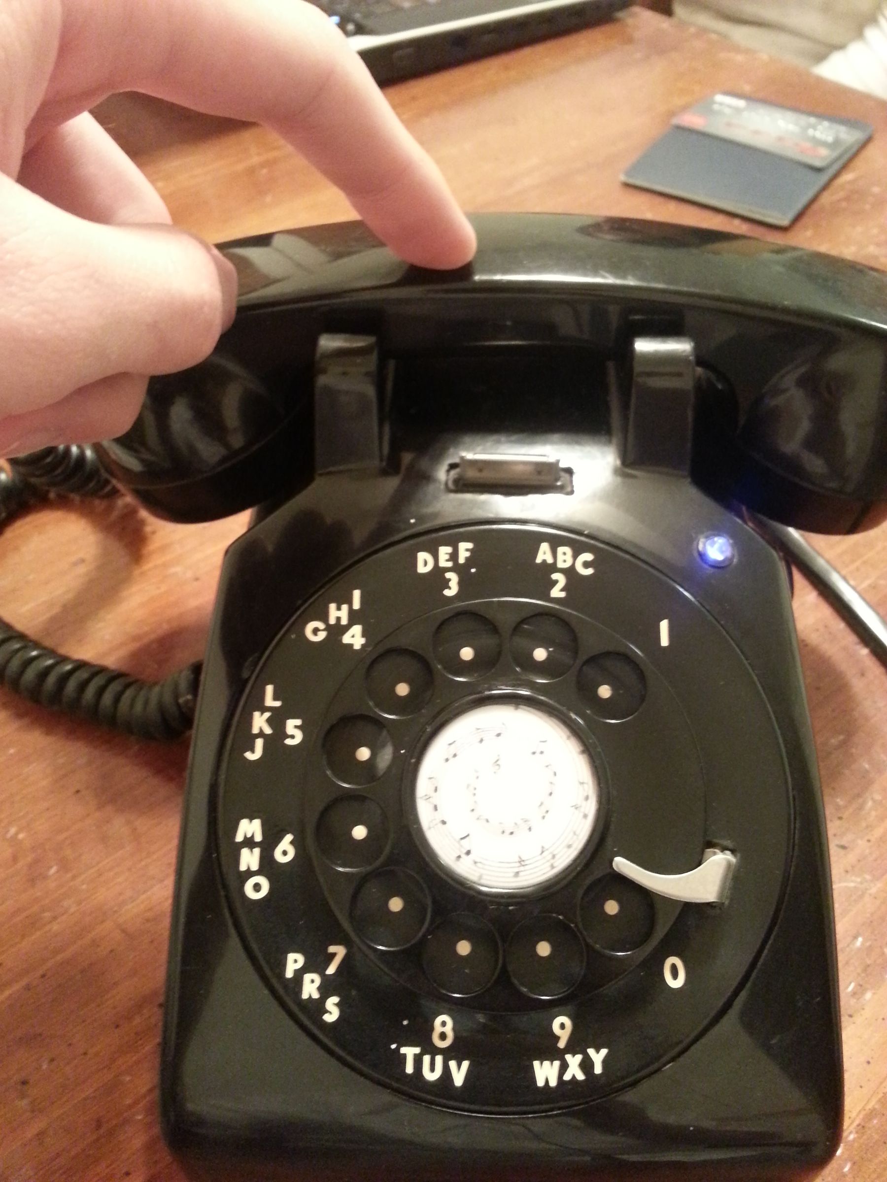 Rotary Phone IPod Dock : 14 Steps (with Pictures) - Instructables