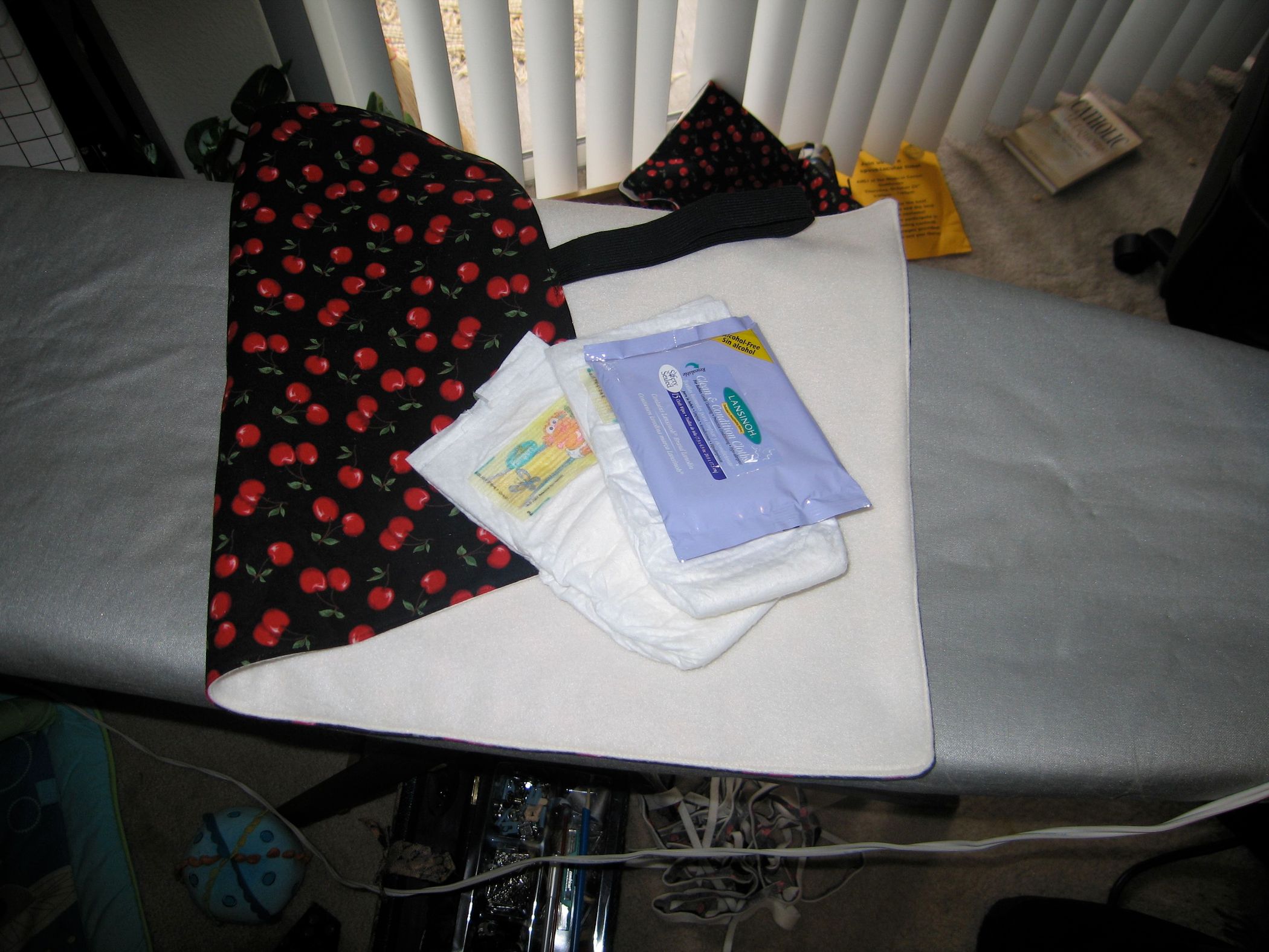 Minimalist Changing Pad : 9 Steps - Instructables