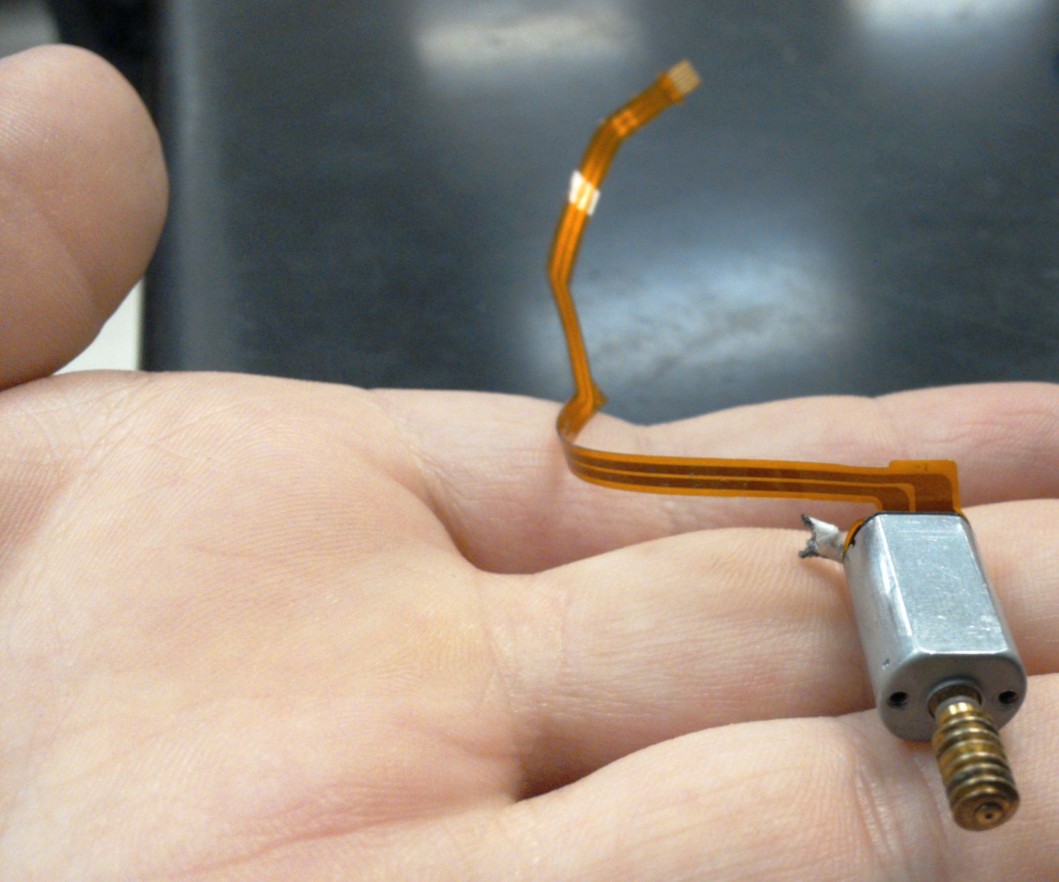 Bristle Bot : 5 Steps (with Pictures) - Instructables