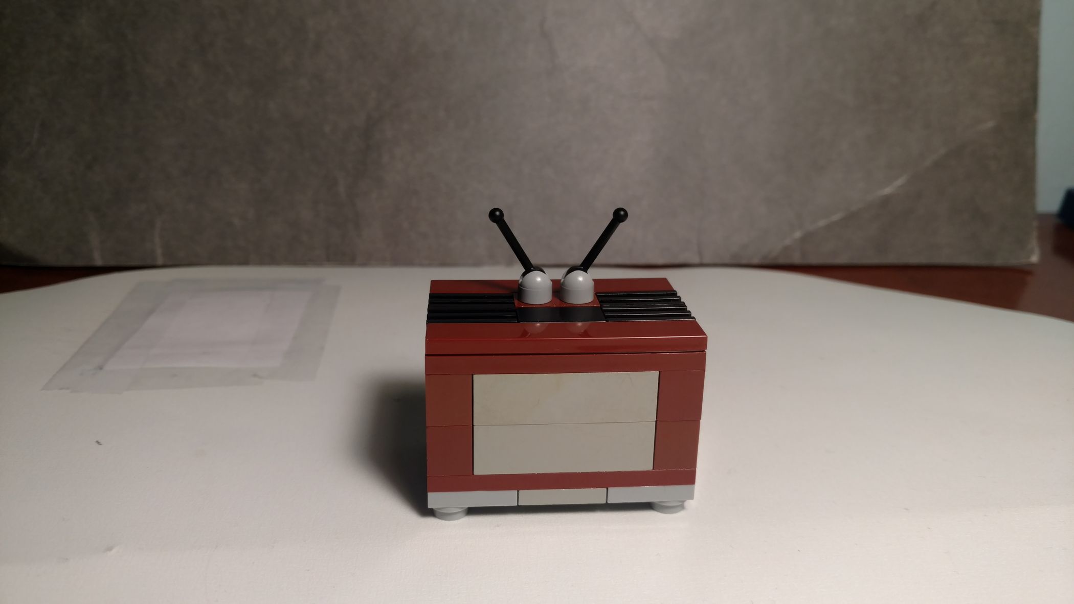 Mini Lego TV : 9 Steps - Instructables