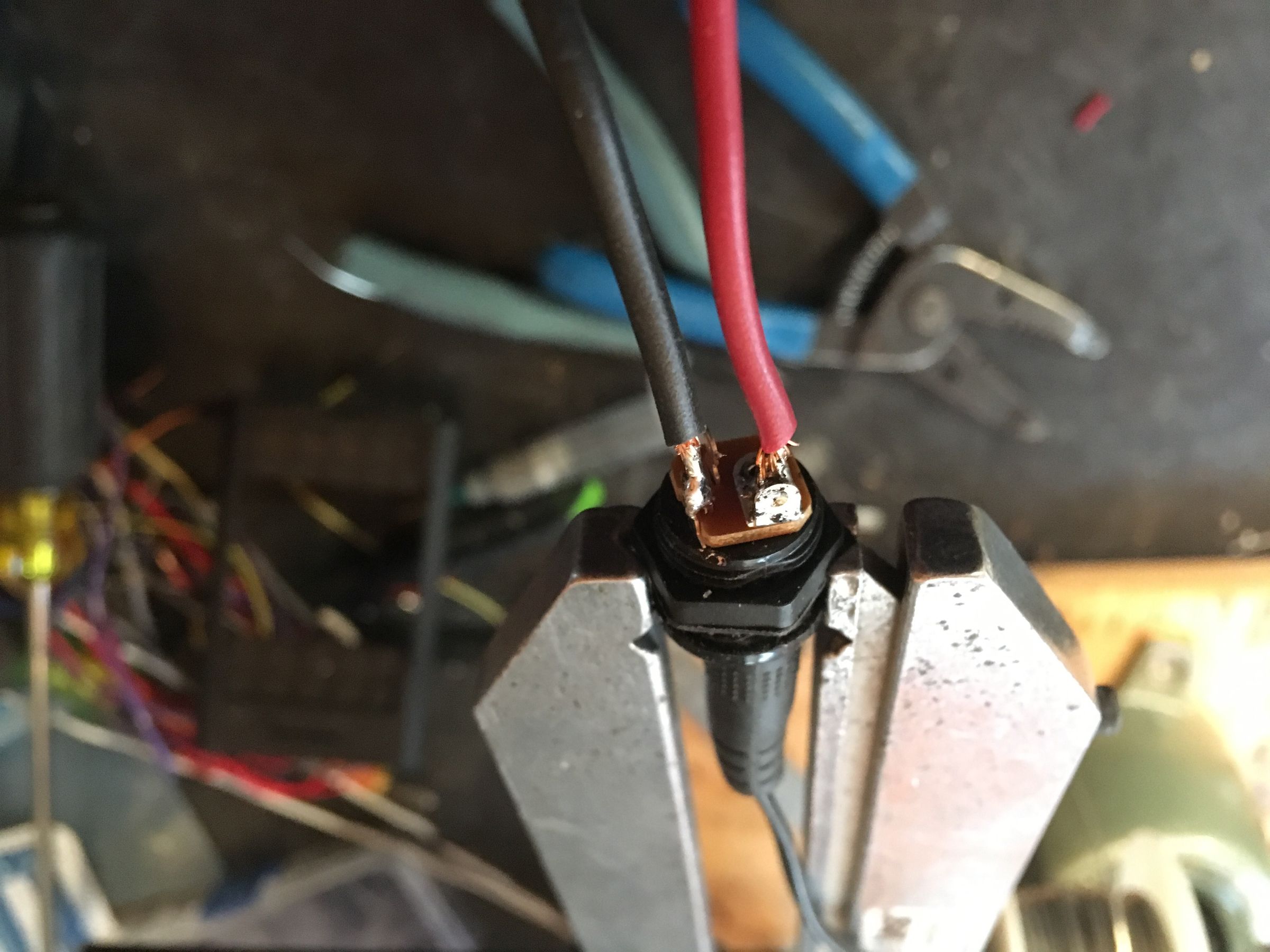 DIY Wireless Phone Charger & LED Control : 11 Steps (with Pictures ...
