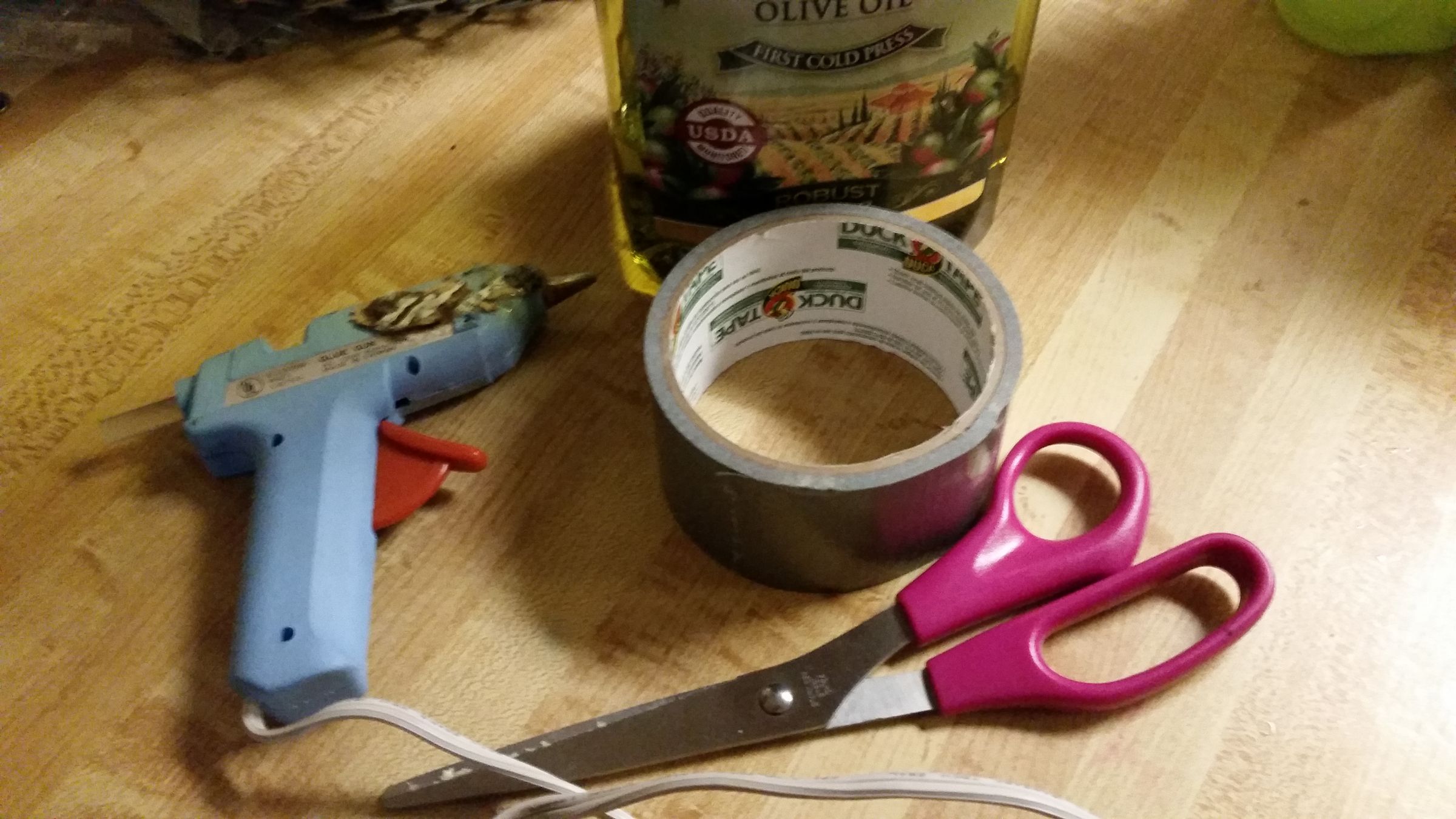 Hot Glue Ring : 6 Steps - Instructables