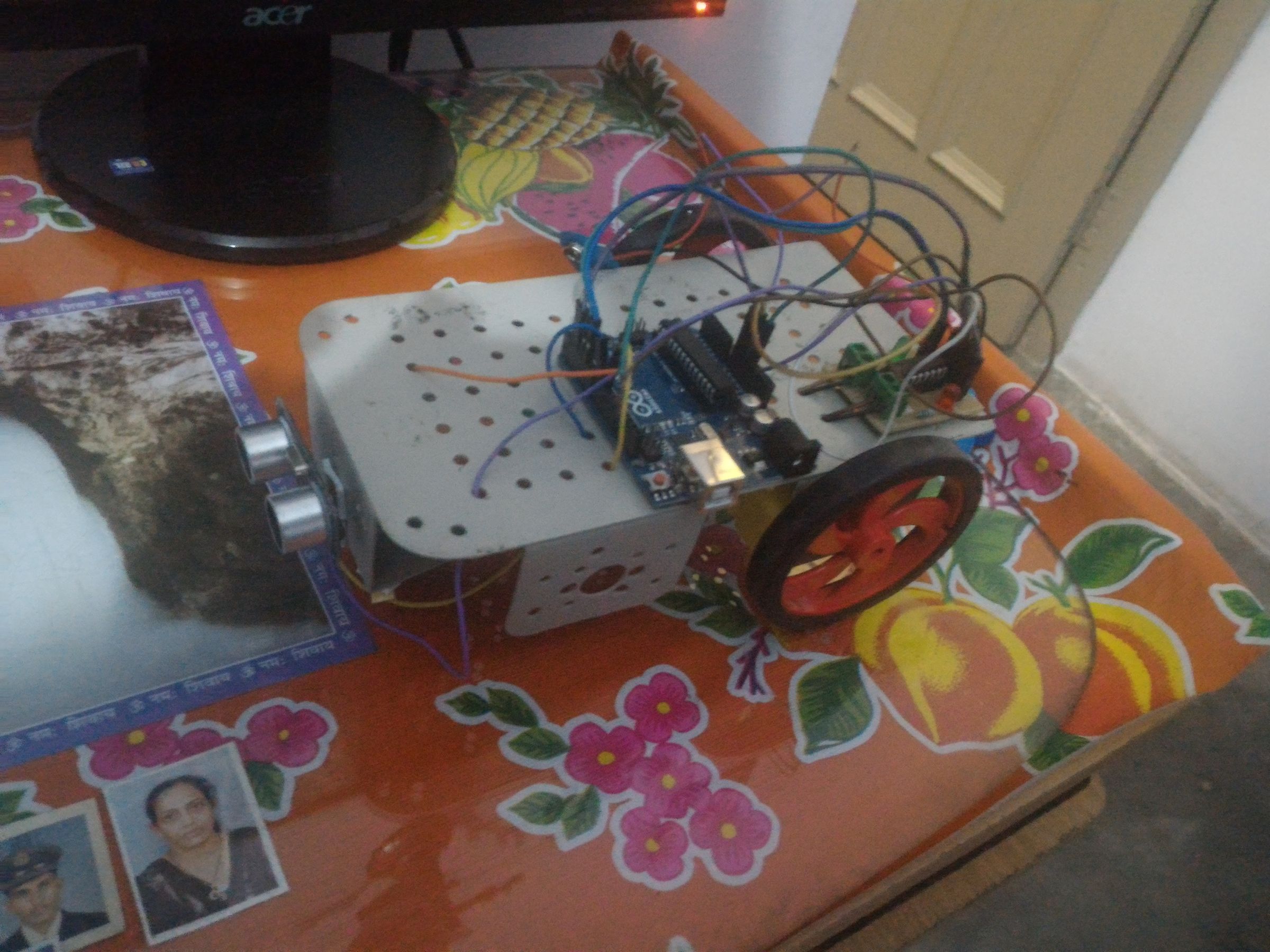 OBSTACLE AVOIDING BOT - Instructables