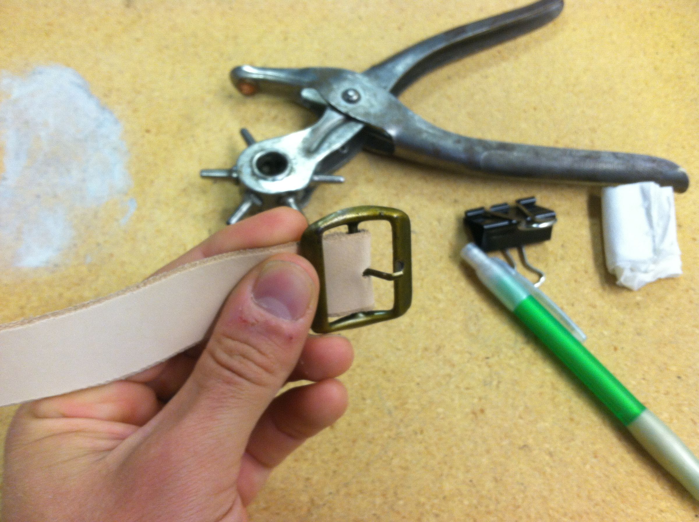 Leather Bandit or Hero Mask : 6 Steps (with Pictures) - Instructables