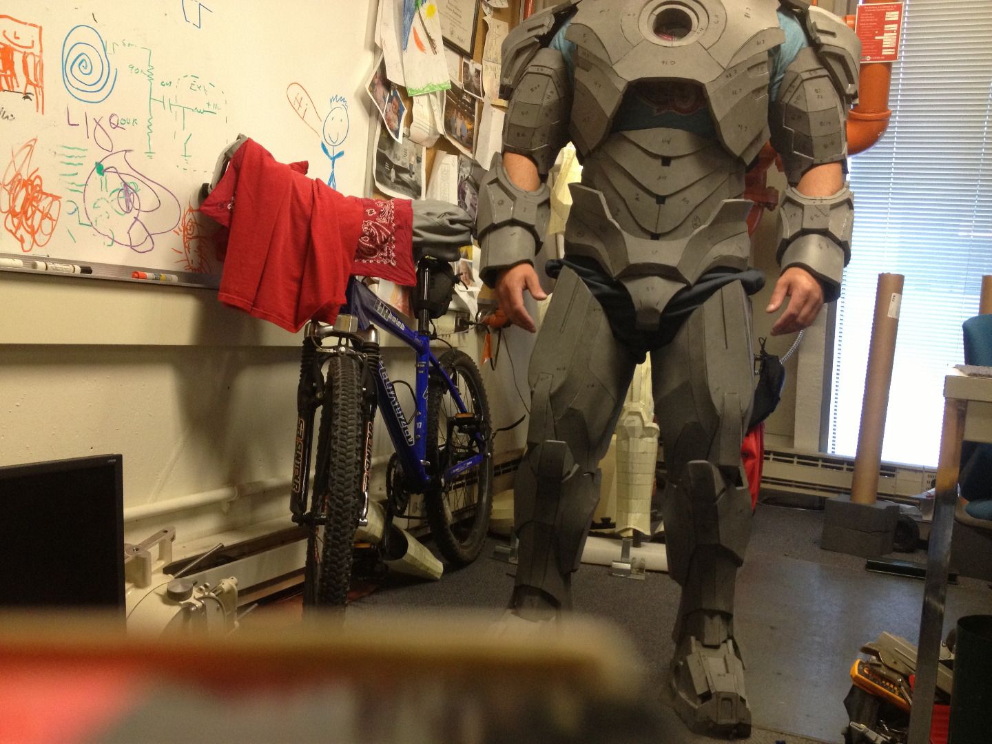 Iron Man Suit : 6 Steps (with Pictures) - Instructables