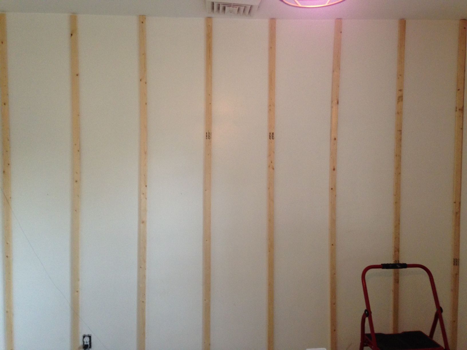 Pallet Wall : 9 Steps (with Pictures) - Instructables