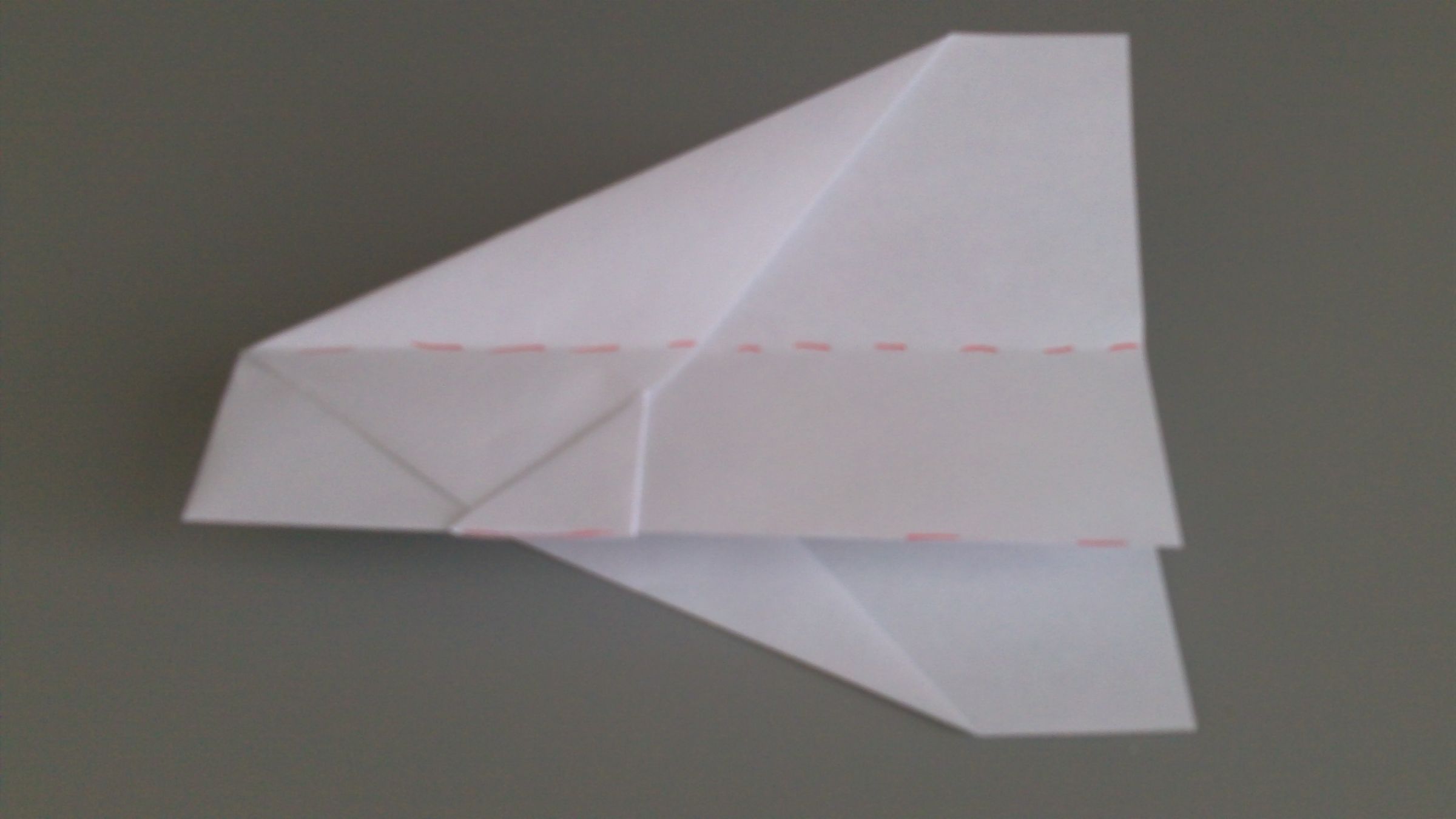 Long Distance Paper Airplane - Instructables