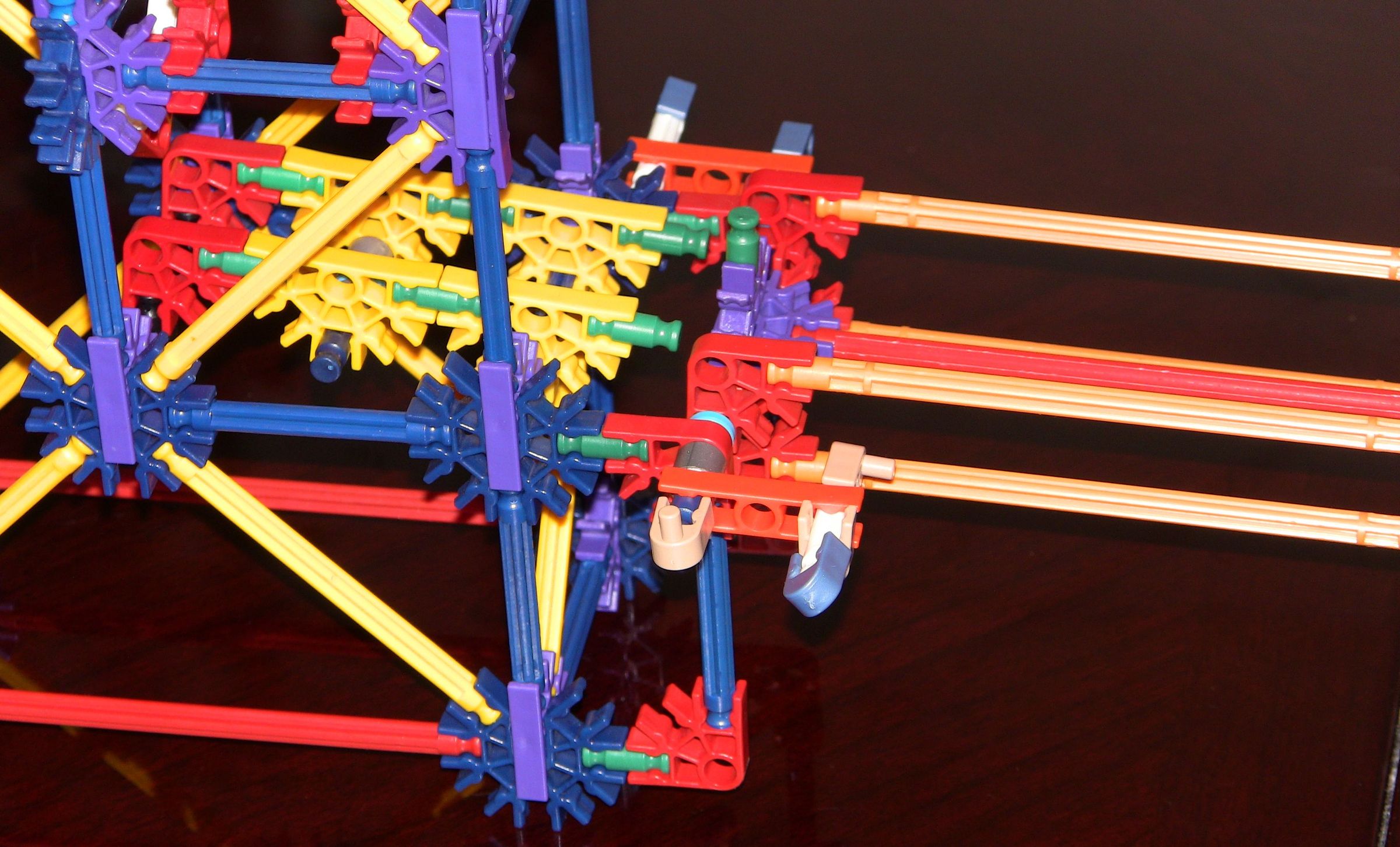 Knex Automatic Drawbridge Element : 7 Steps - Instructables
