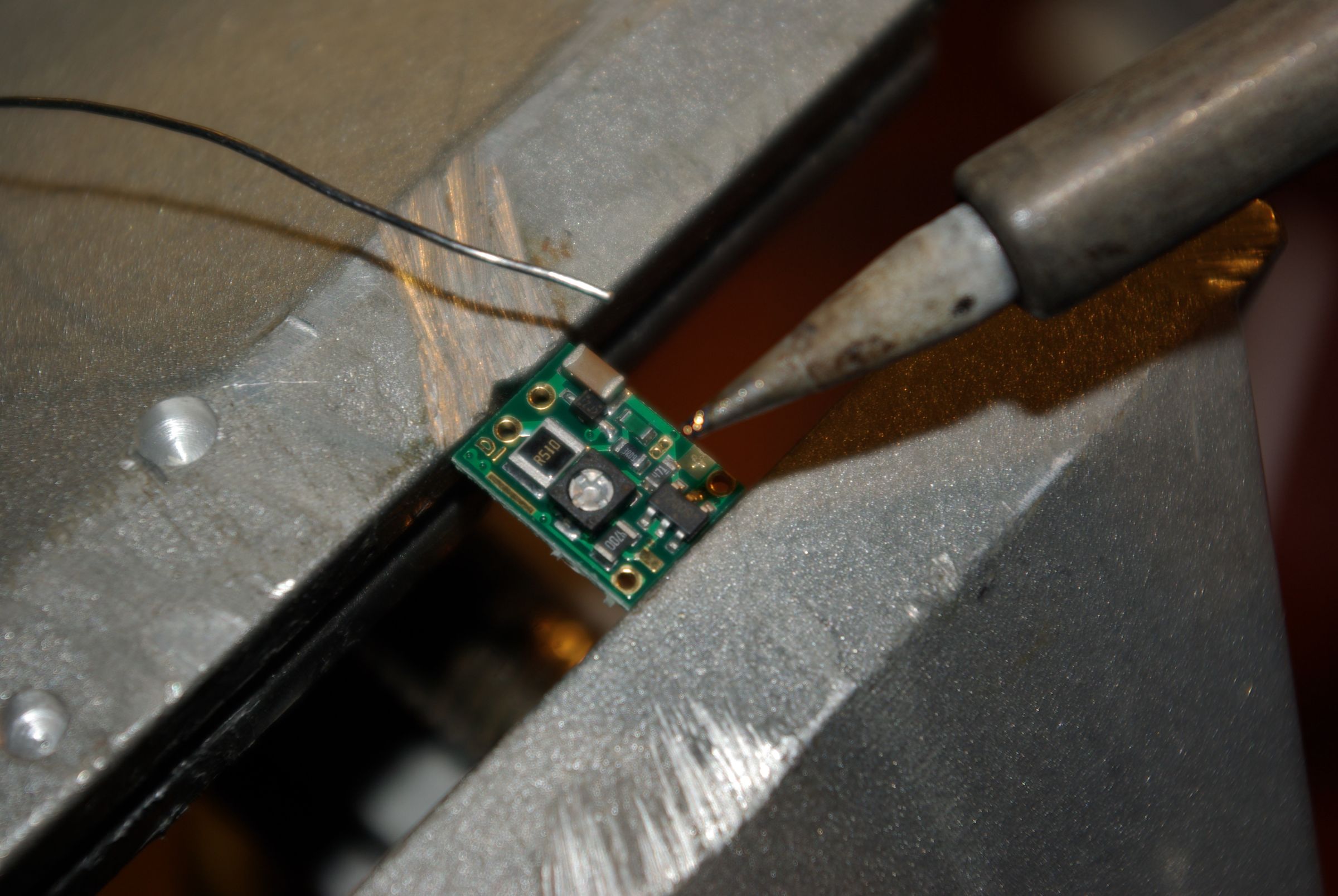 Handheld Powerful Laser Pointer. : 7 Steps - Instructables