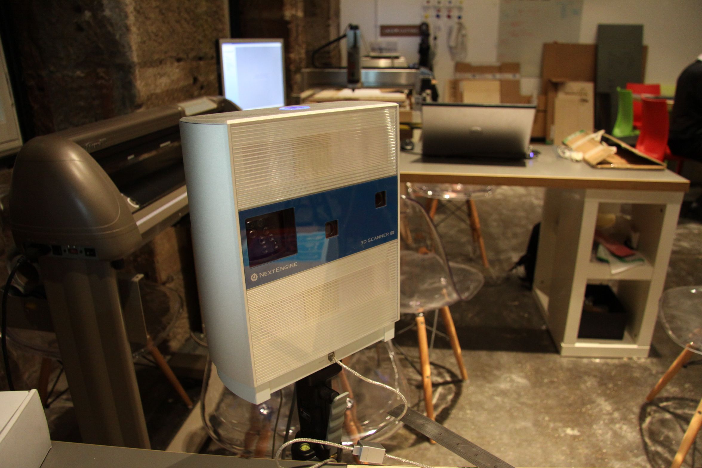 3D Scanning Using the NextEngine 3D Scanner HD : 13 Steps (with ...