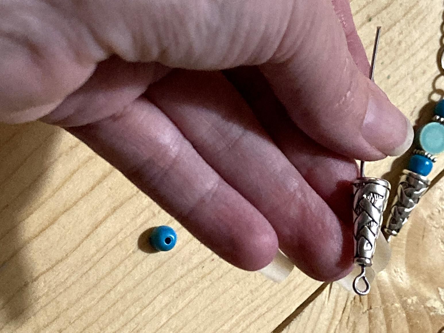 Twinkling Necklace : 11 Steps (with Pictures) - Instructables