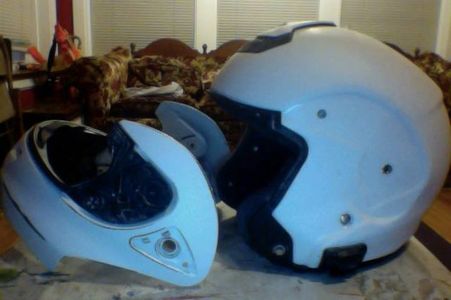 How to Airbrush a Motorcycle Helmet : 5 Steps - Instructables