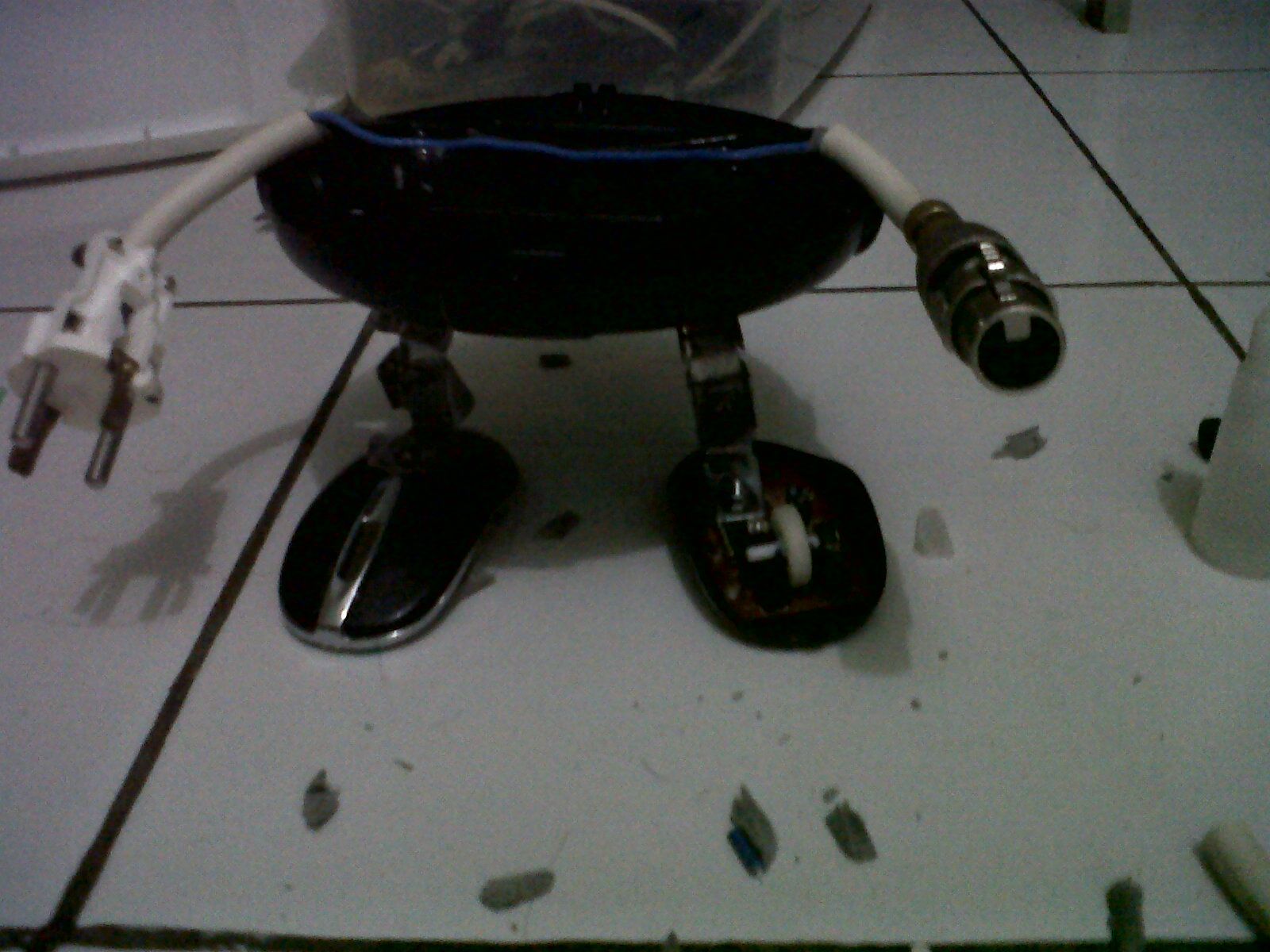 Build Junk Bot : 7 Steps - Instructables