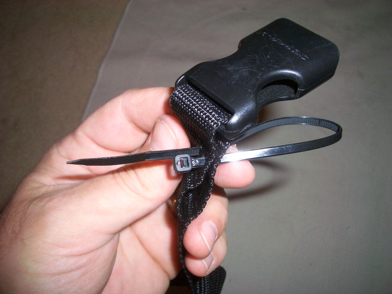 Repair / Join Strapping With Zipties : 5 Steps - Instructables