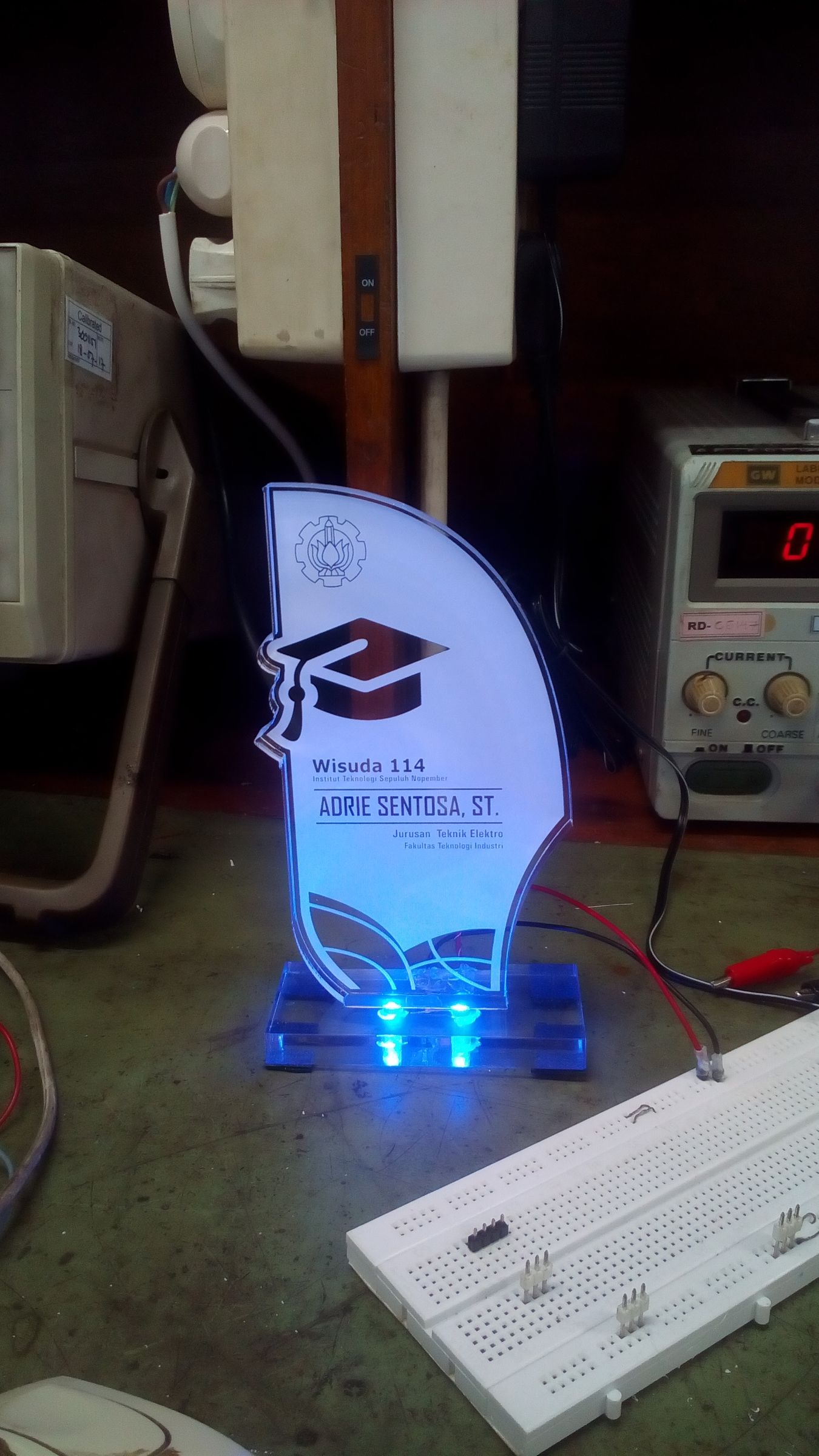 LED Acrylic Trophy / Placard : 3 Steps (with Pictures) - Instructables