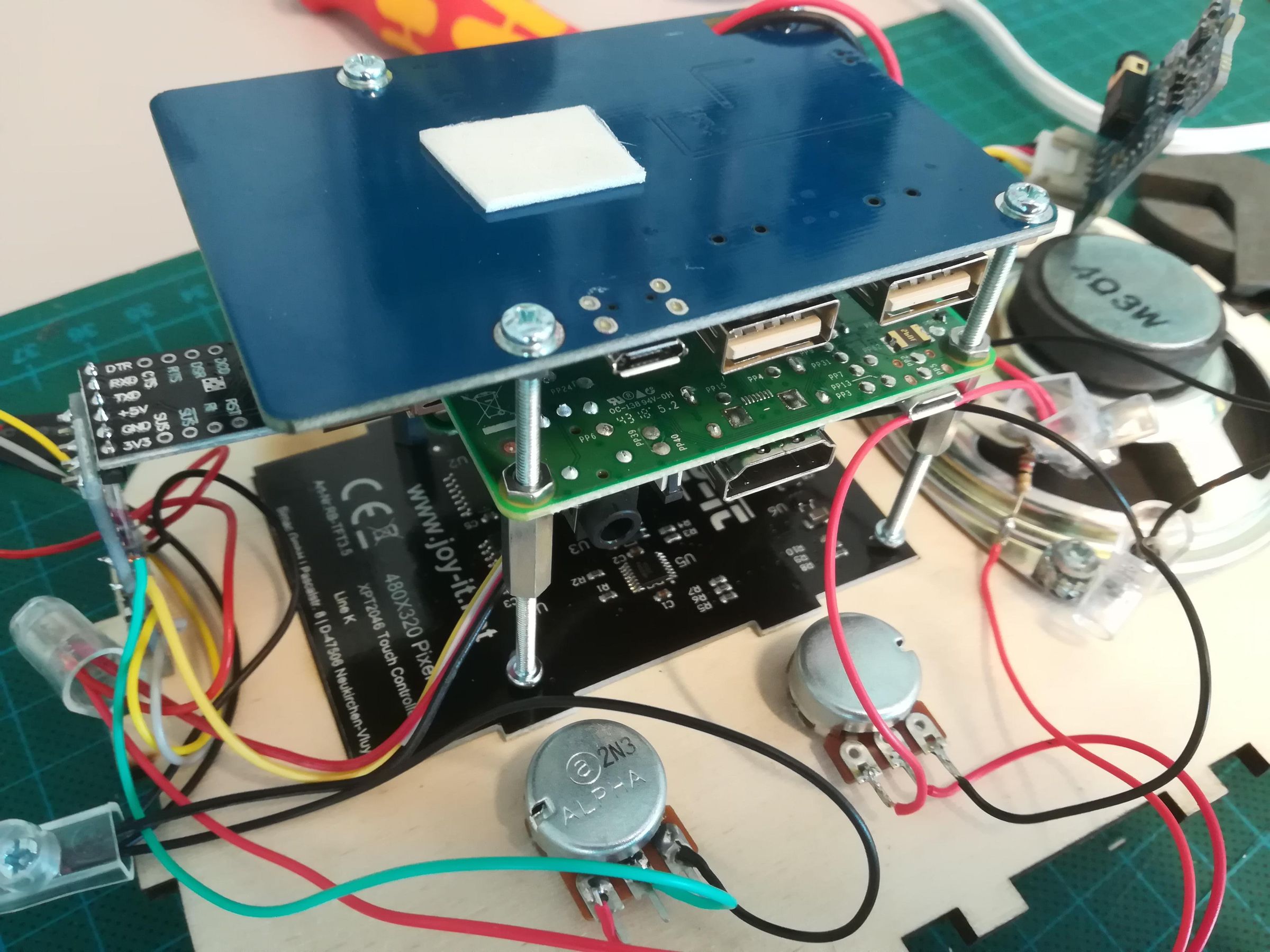 Plant-radio : 9 Steps (with Pictures) - Instructables