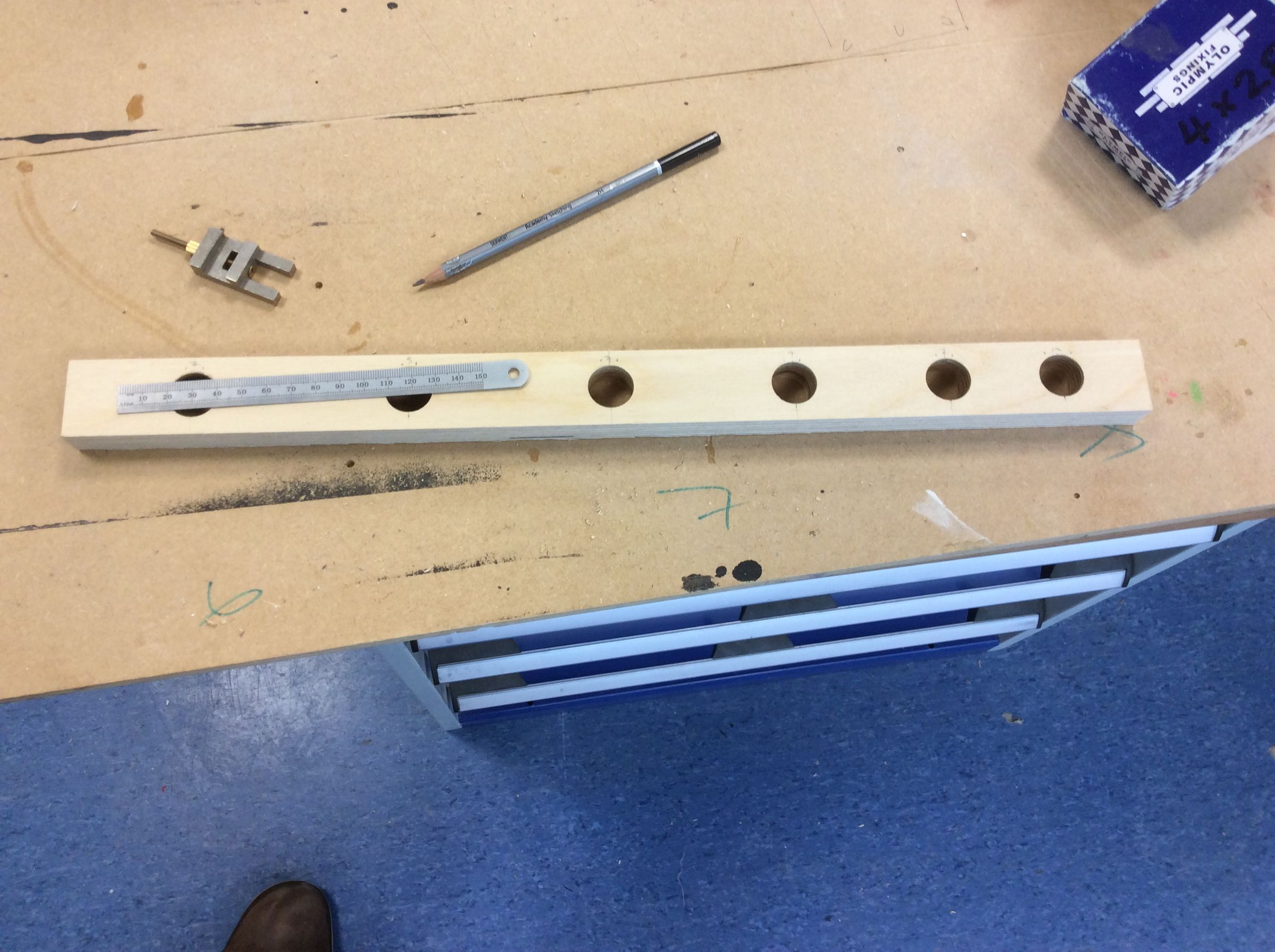 Garden Tool Box : 8 Steps (with Pictures) - Instructables