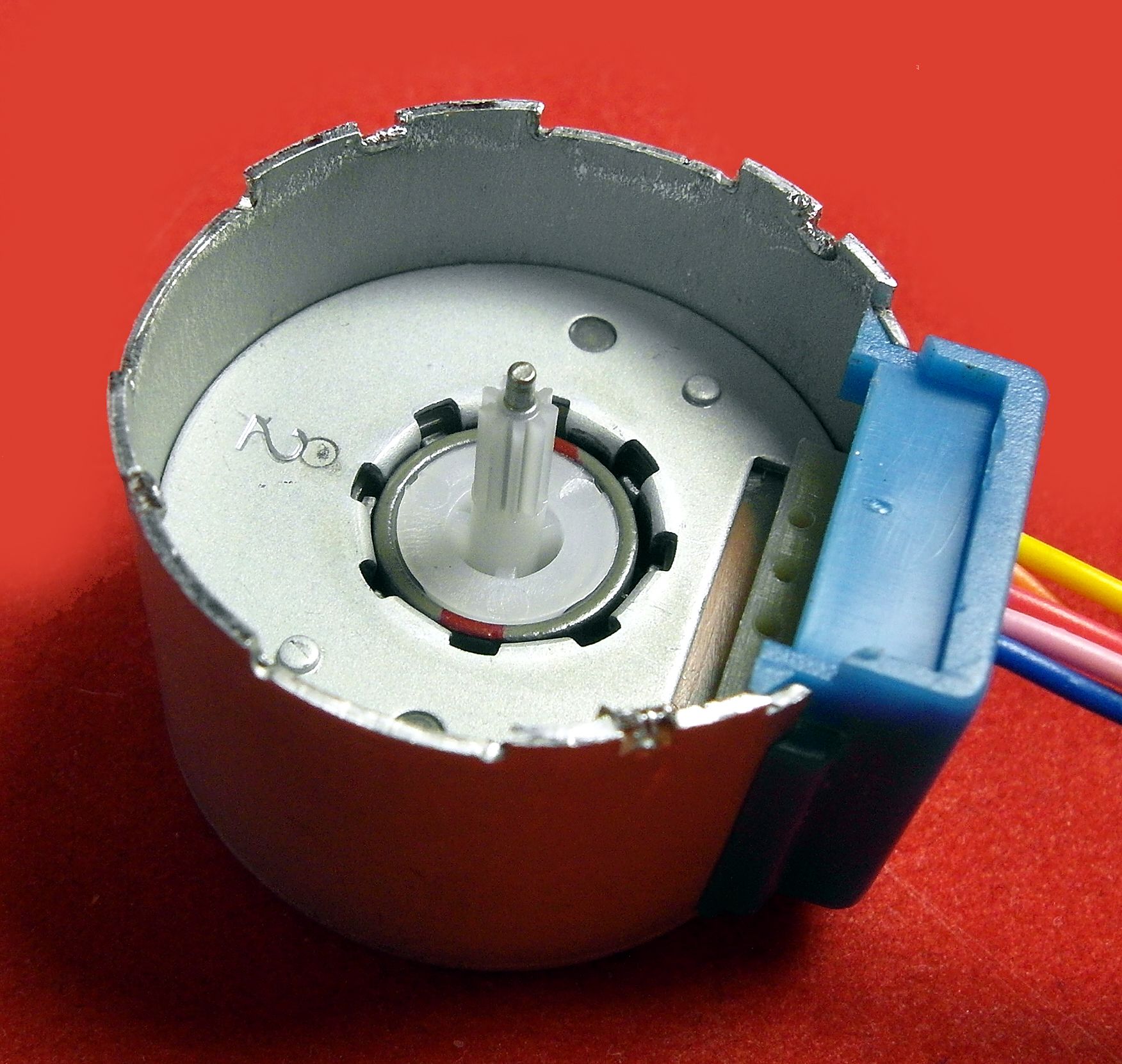 Tutorial:DC Motors-3/3 Steppers : 12 Steps (with Pictures) - Instructables