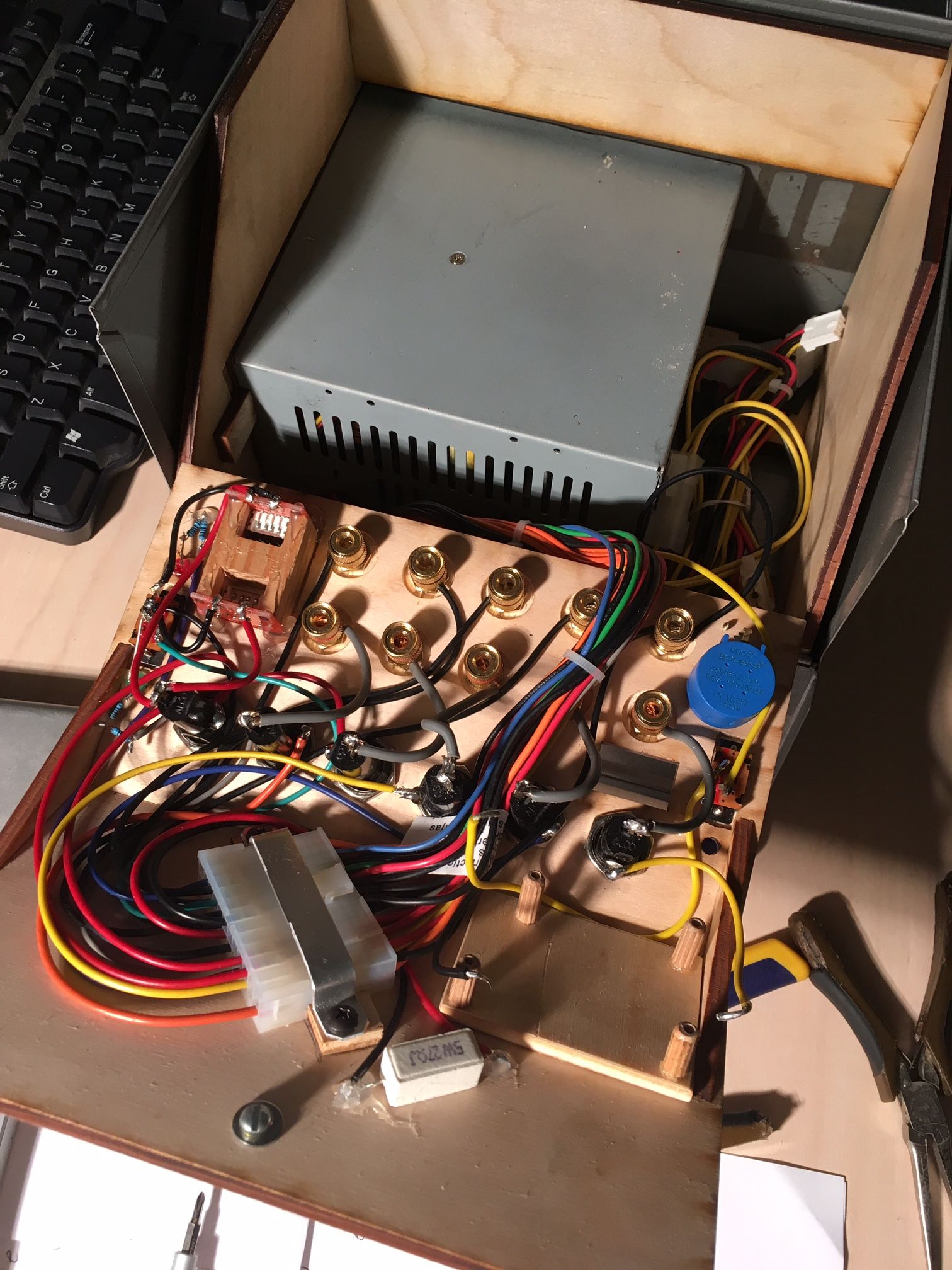 Variable ATX Bench Powersupply - FabLab Edition : 5 Steps (with Pictures) - Instructables